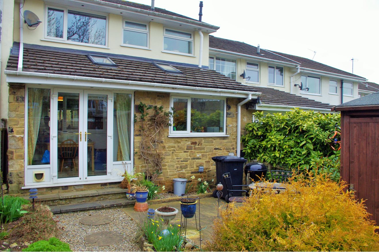 3 bedroom terraced house for sale in Grange Road, Dacre Banks, HG3 4HA