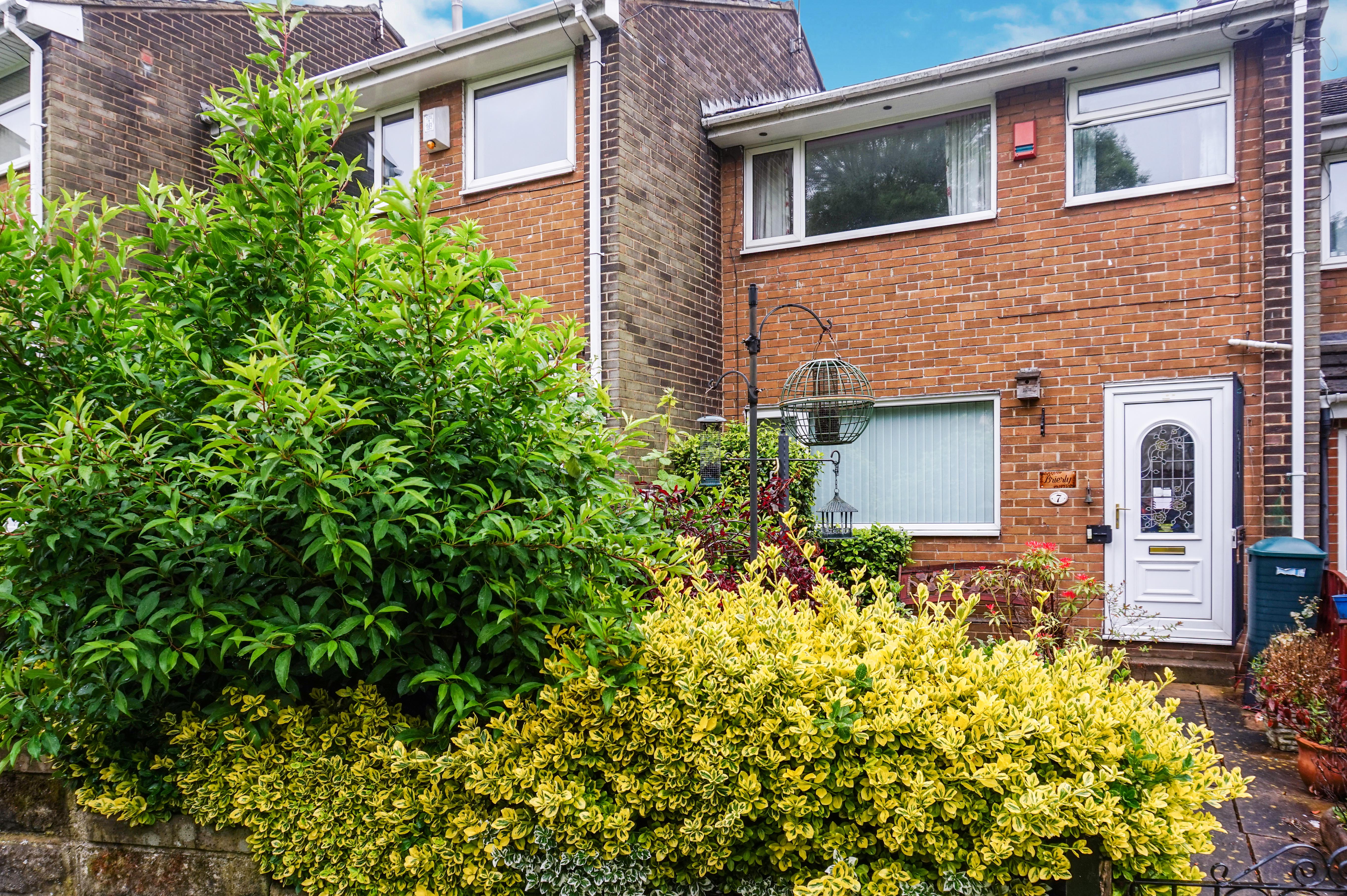 3 bedroom terraced house for sale in Armley Ridge Road, Armley, Leeds ...