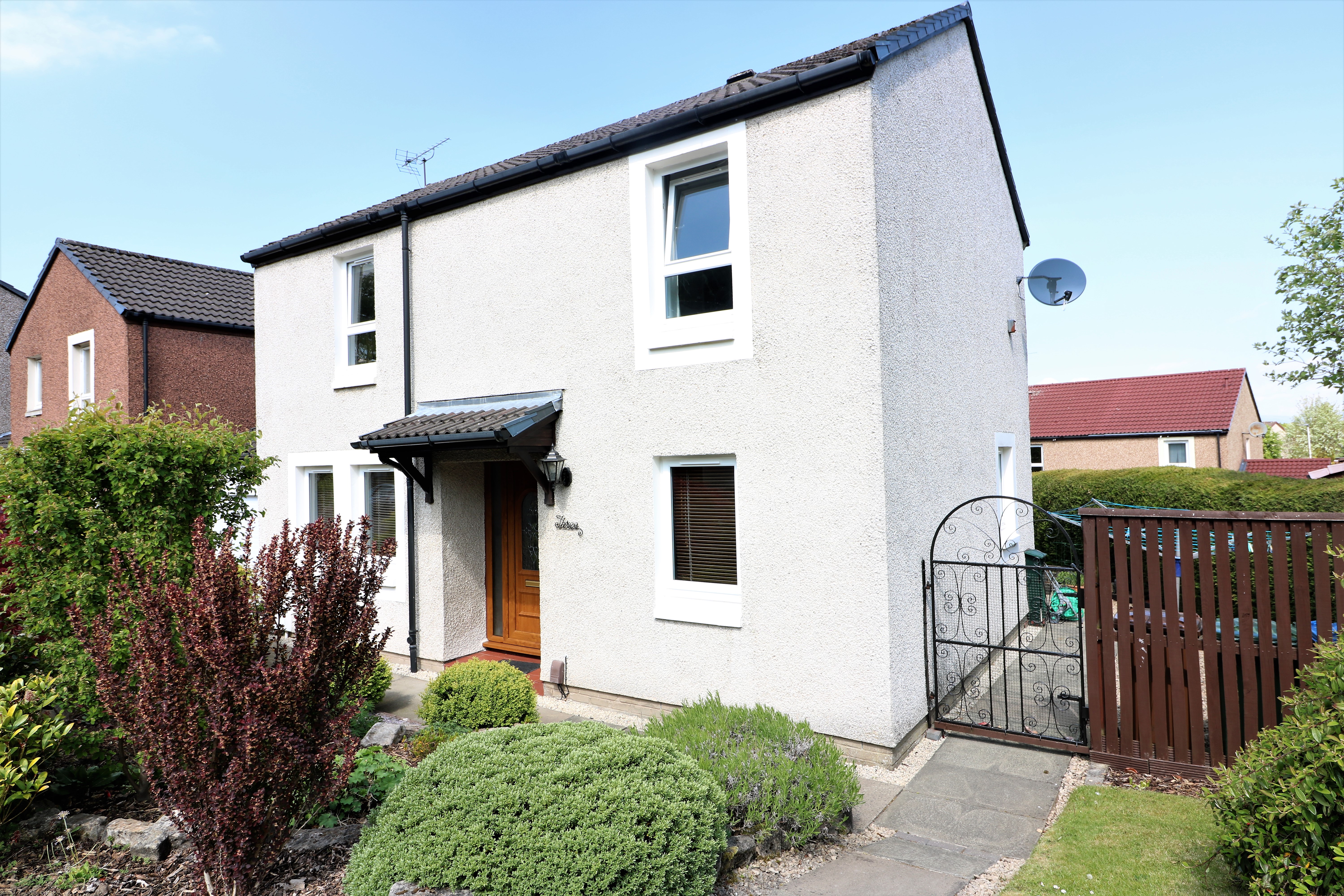 3 bedroom detached house for sale in Springfield Drive, Falkirk, FK1 5HW