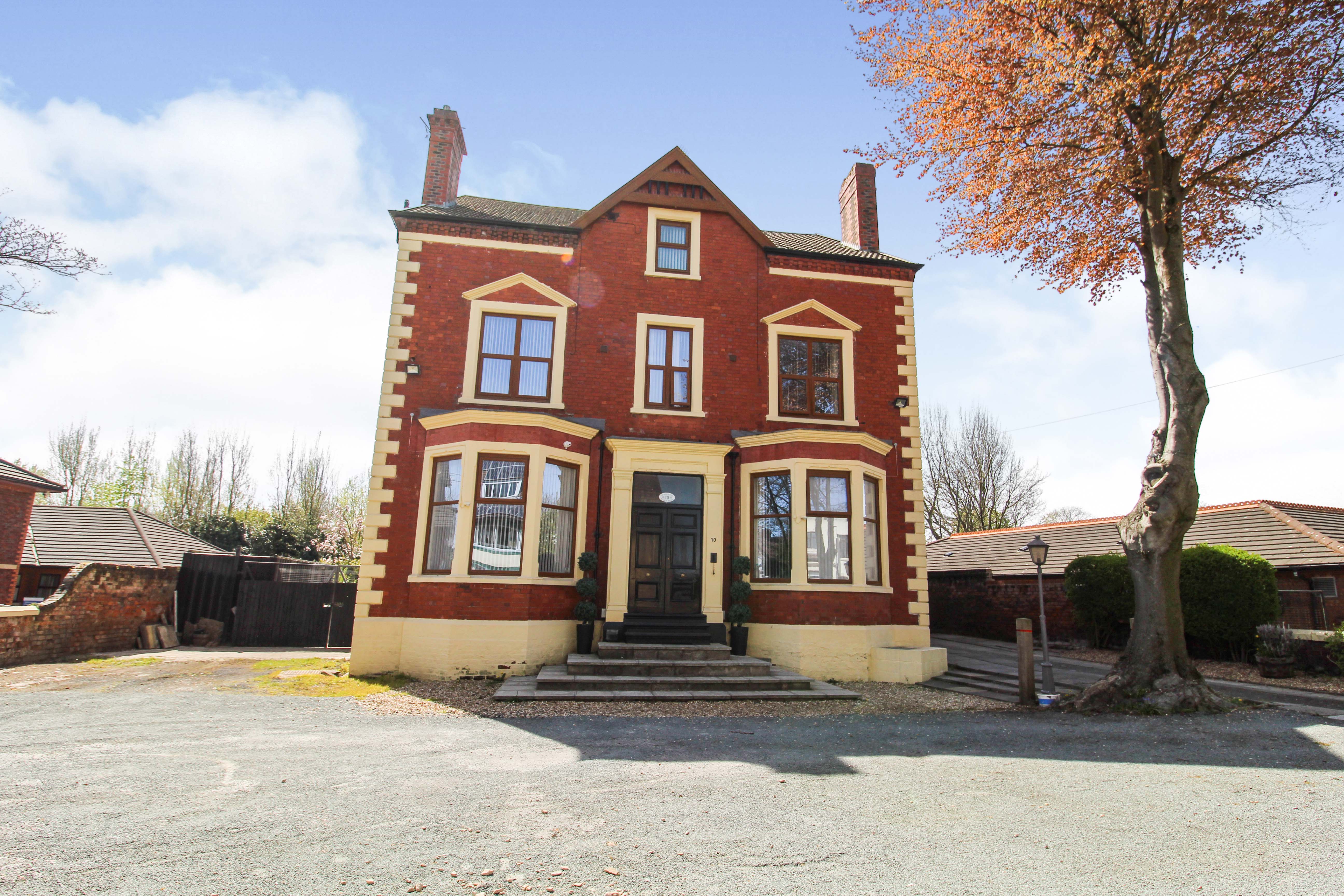 9 bedroom detached house for sale in Haigh Road, Liverpool, L22 3XP