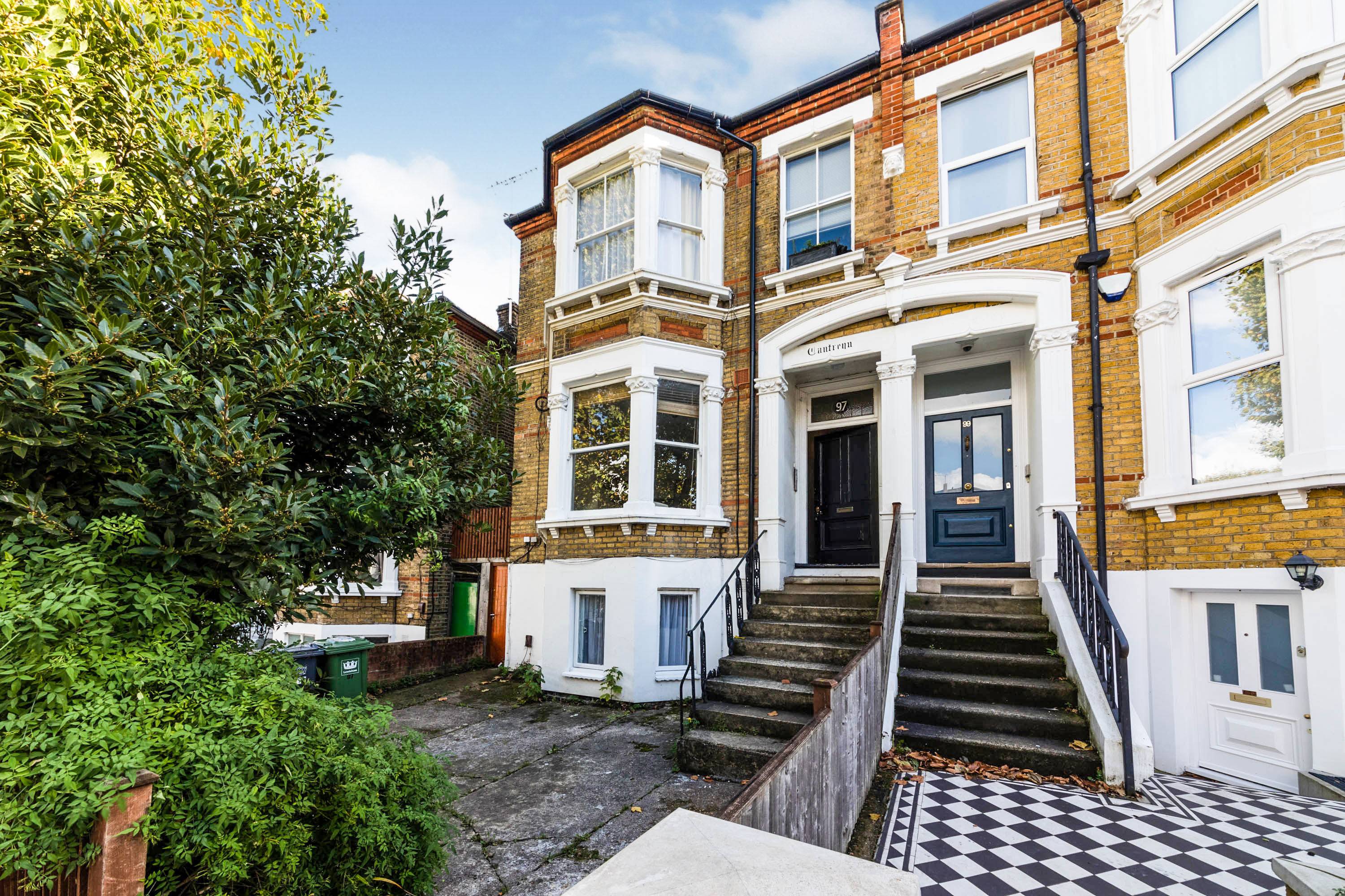 2 bedroom flat for sale in 97 Jerningham Road, London, SE14 5NH