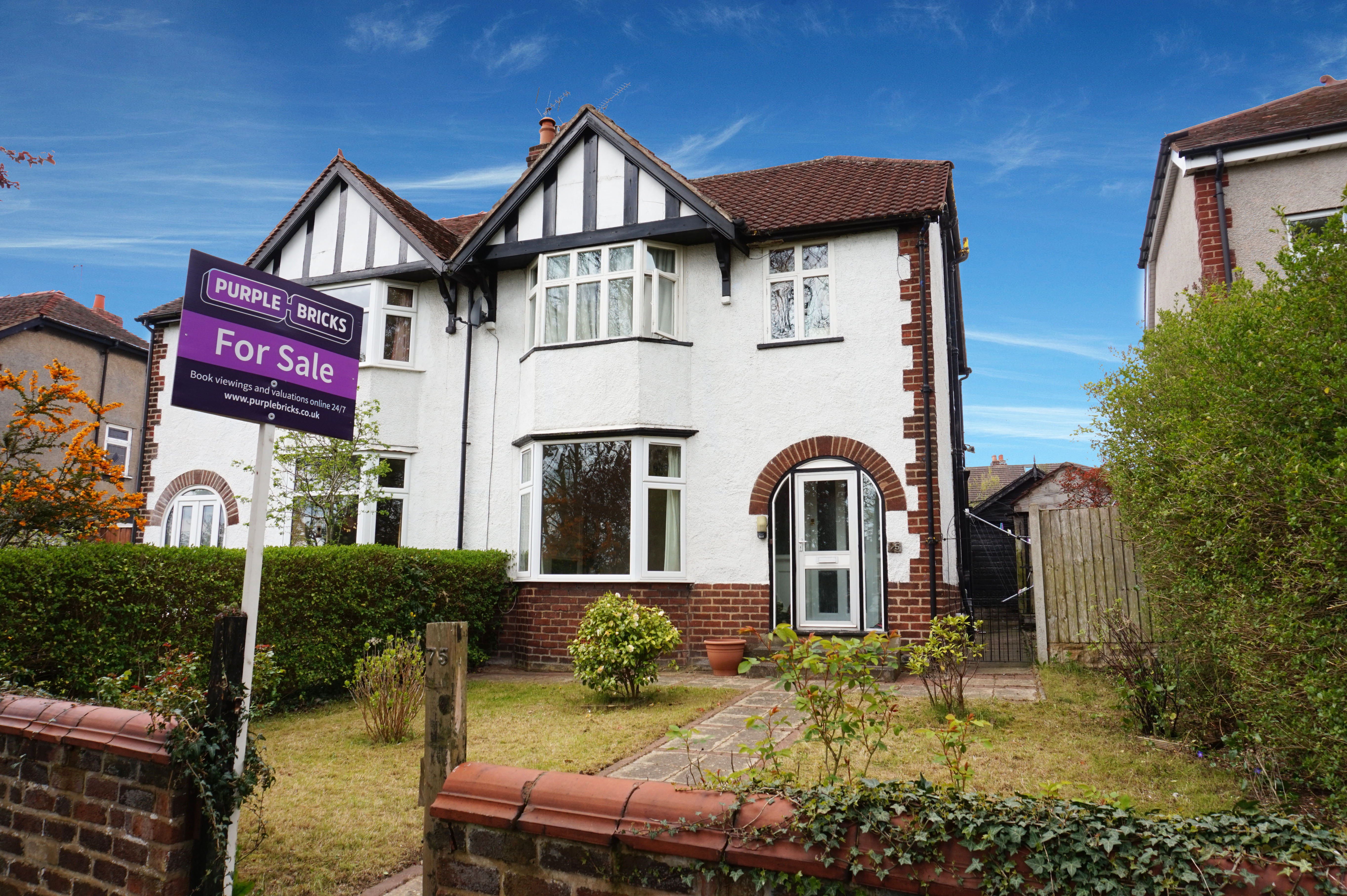 3 bedroom semi-detached house for sale in Chester Road, Wrexham, LL11 2SG