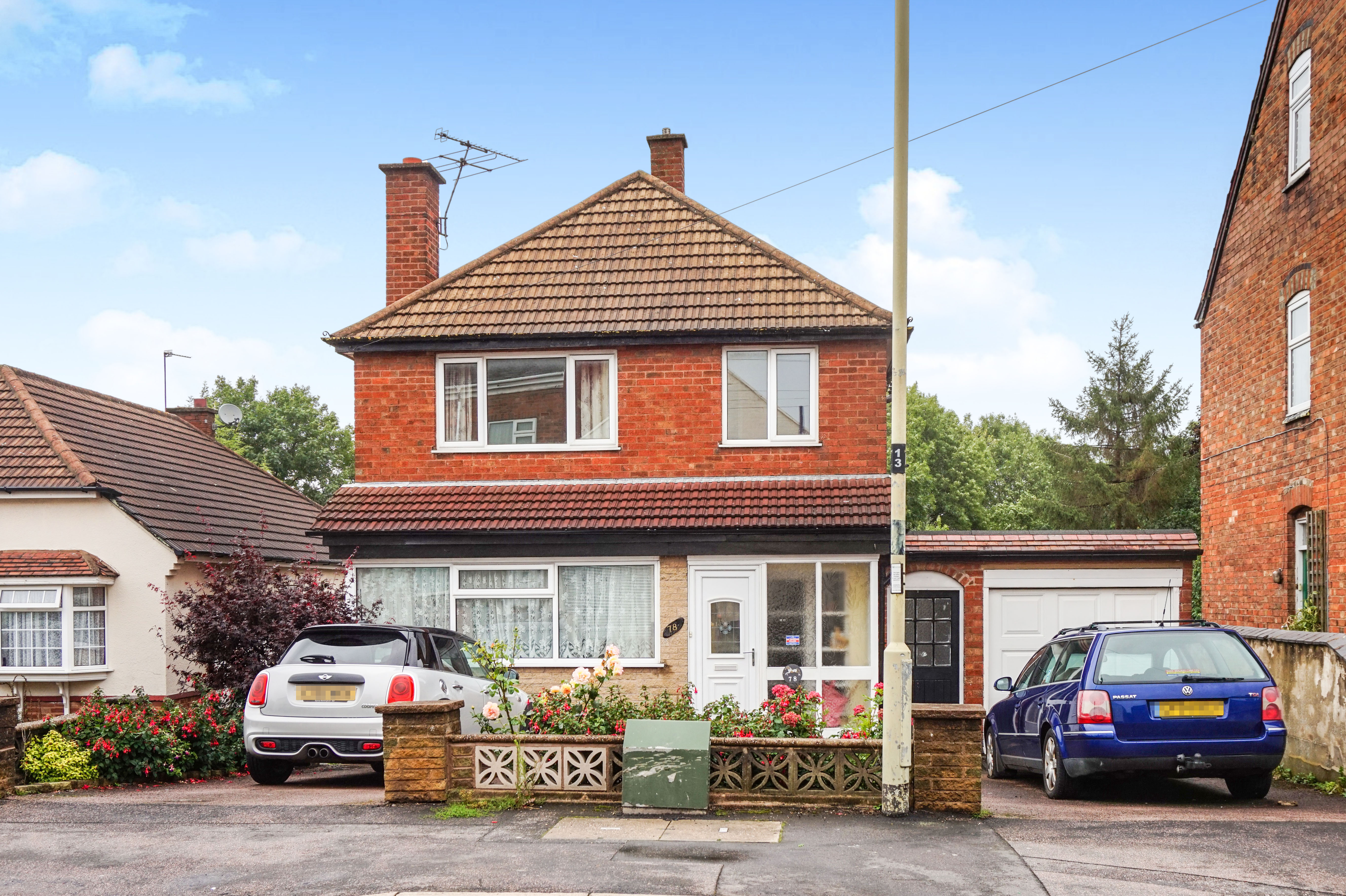 3 bedroom detached house for sale in Wanlip Road, Syston, LE7 1PB
