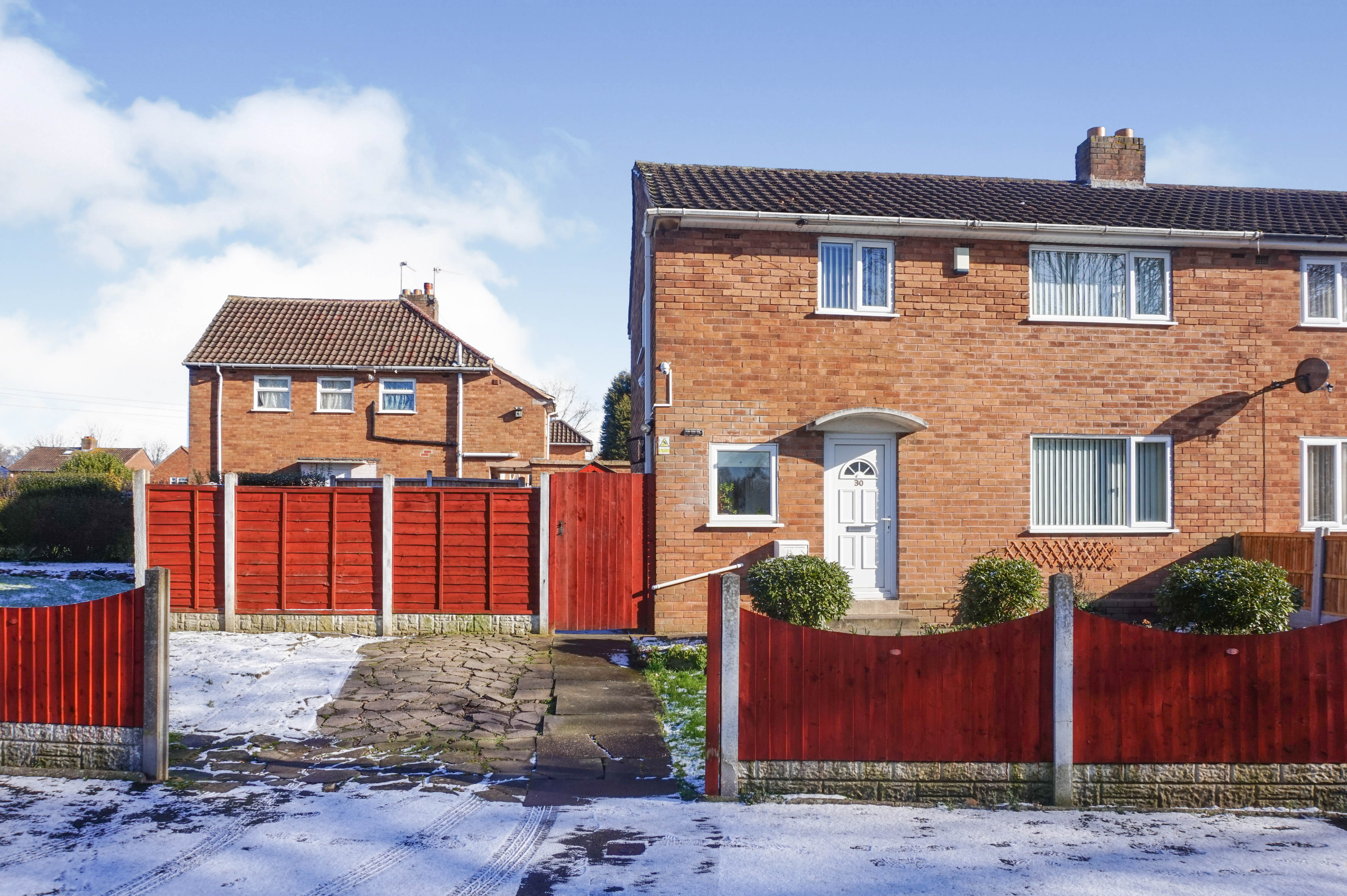 3 bedroom semi-detached house for sale in Maple Drive, Shelfield ...