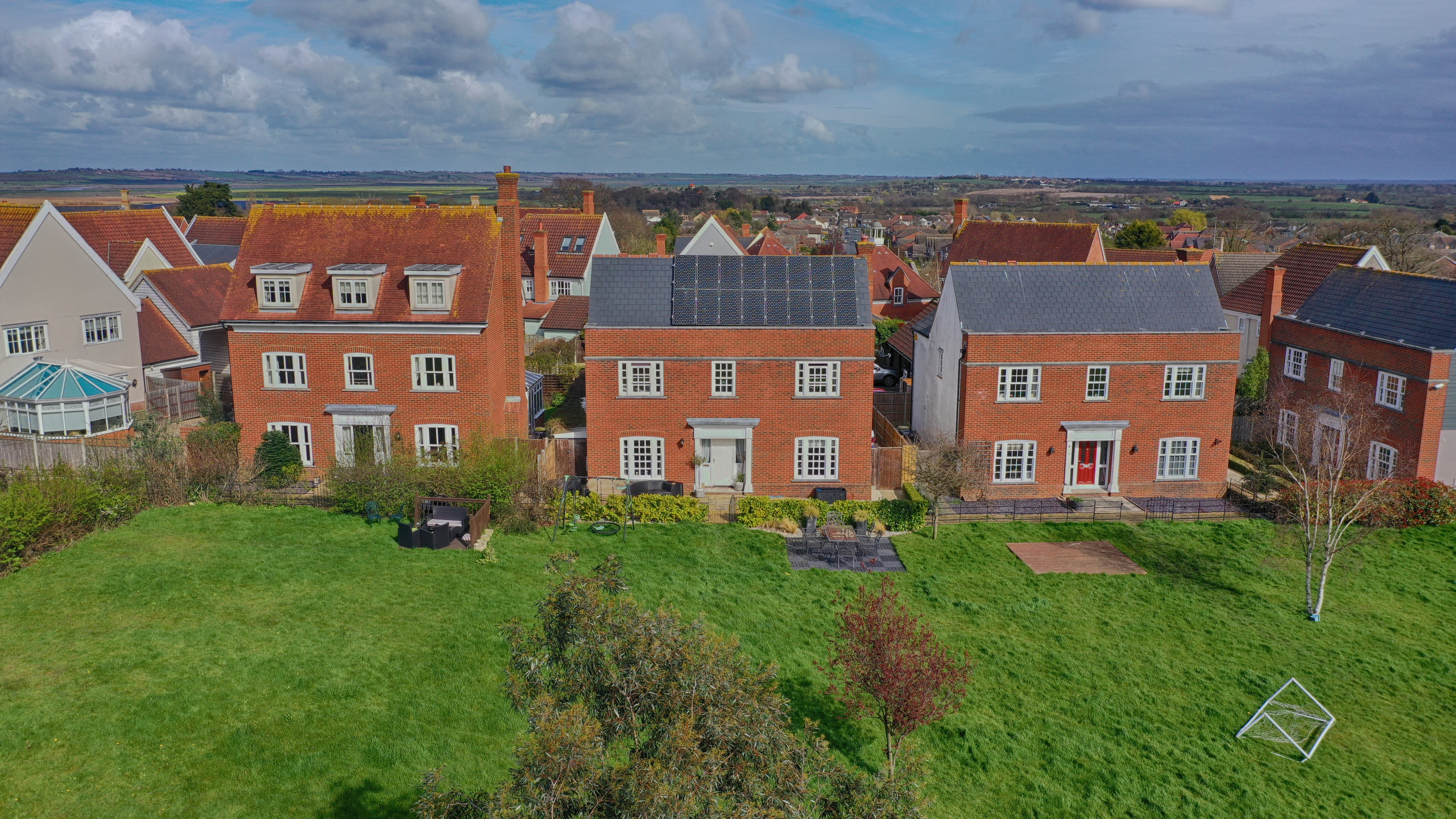 5 bedroom detached house for sale in Ashingdon Heights, Ashingdon ...