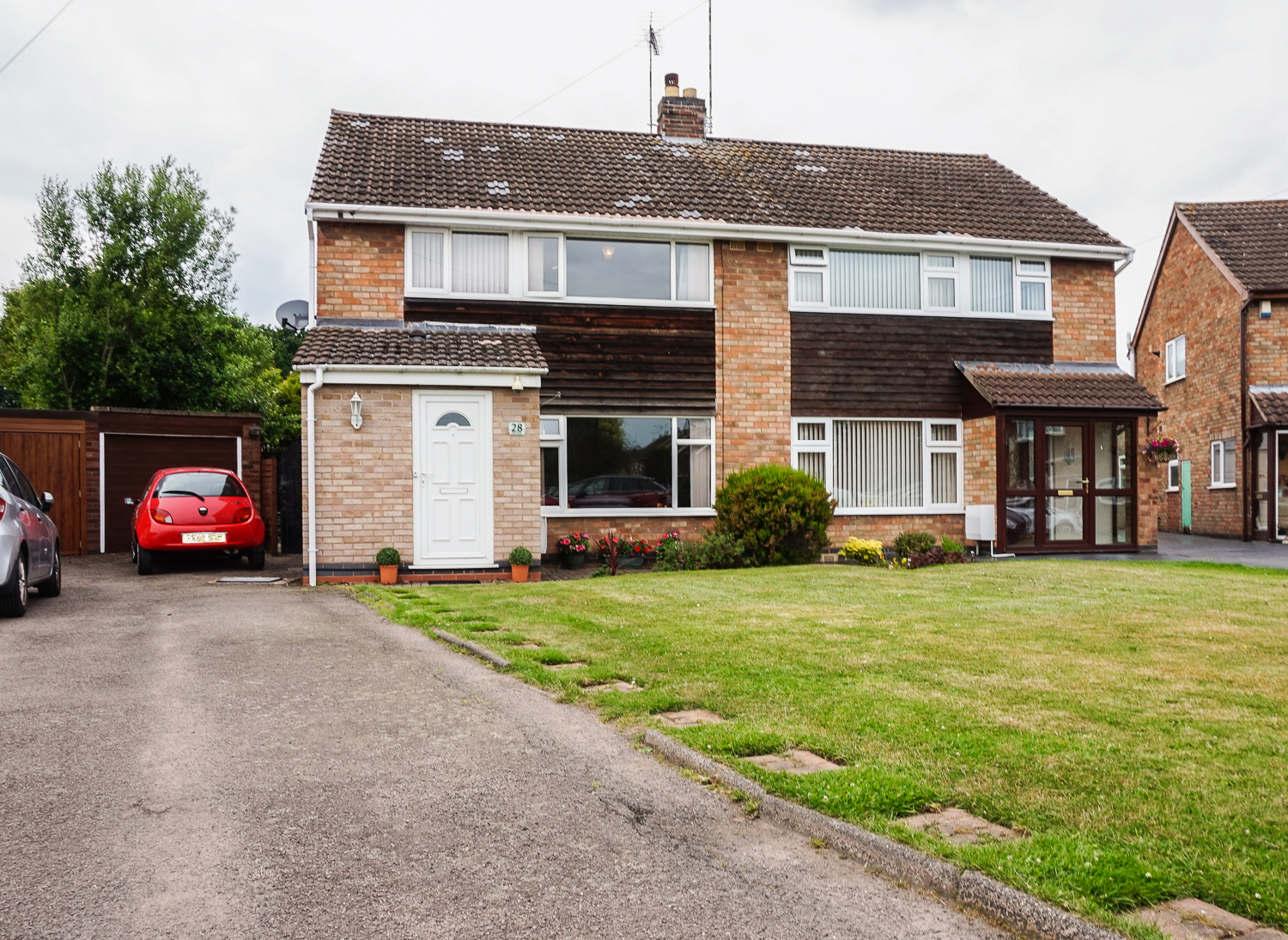 3 bedroom semi-detached house for sale in Oddicombe Croft, Styvechale ...