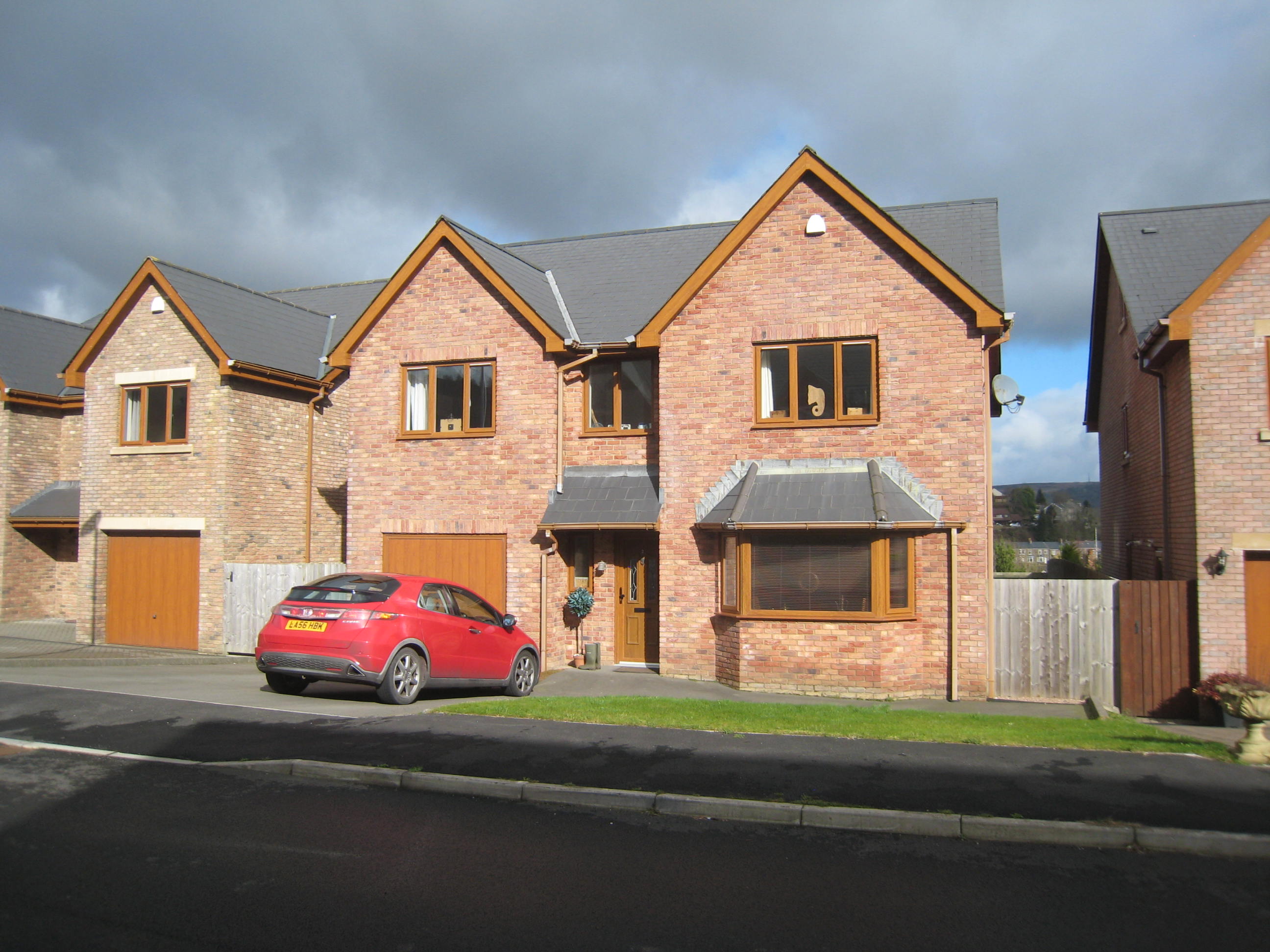 4 bedroom detached house for sale in Rhiw Franc Place, Pontypool, NP4 7TR