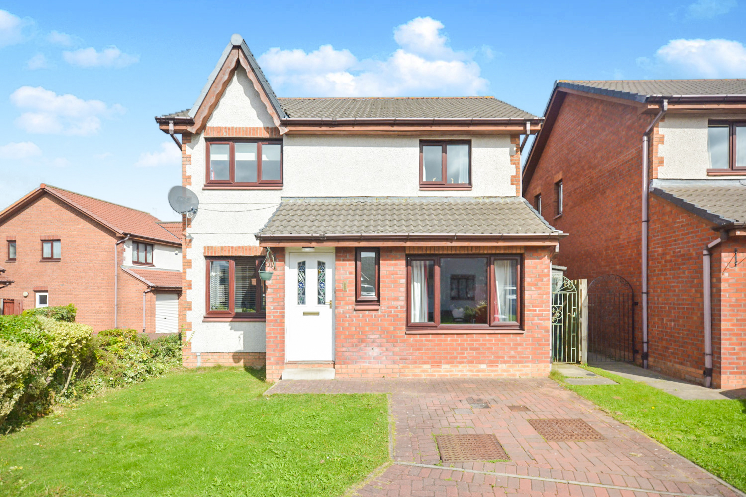 4 bedroom detached house for sale in Guardwell Crescent, Edinburgh ...