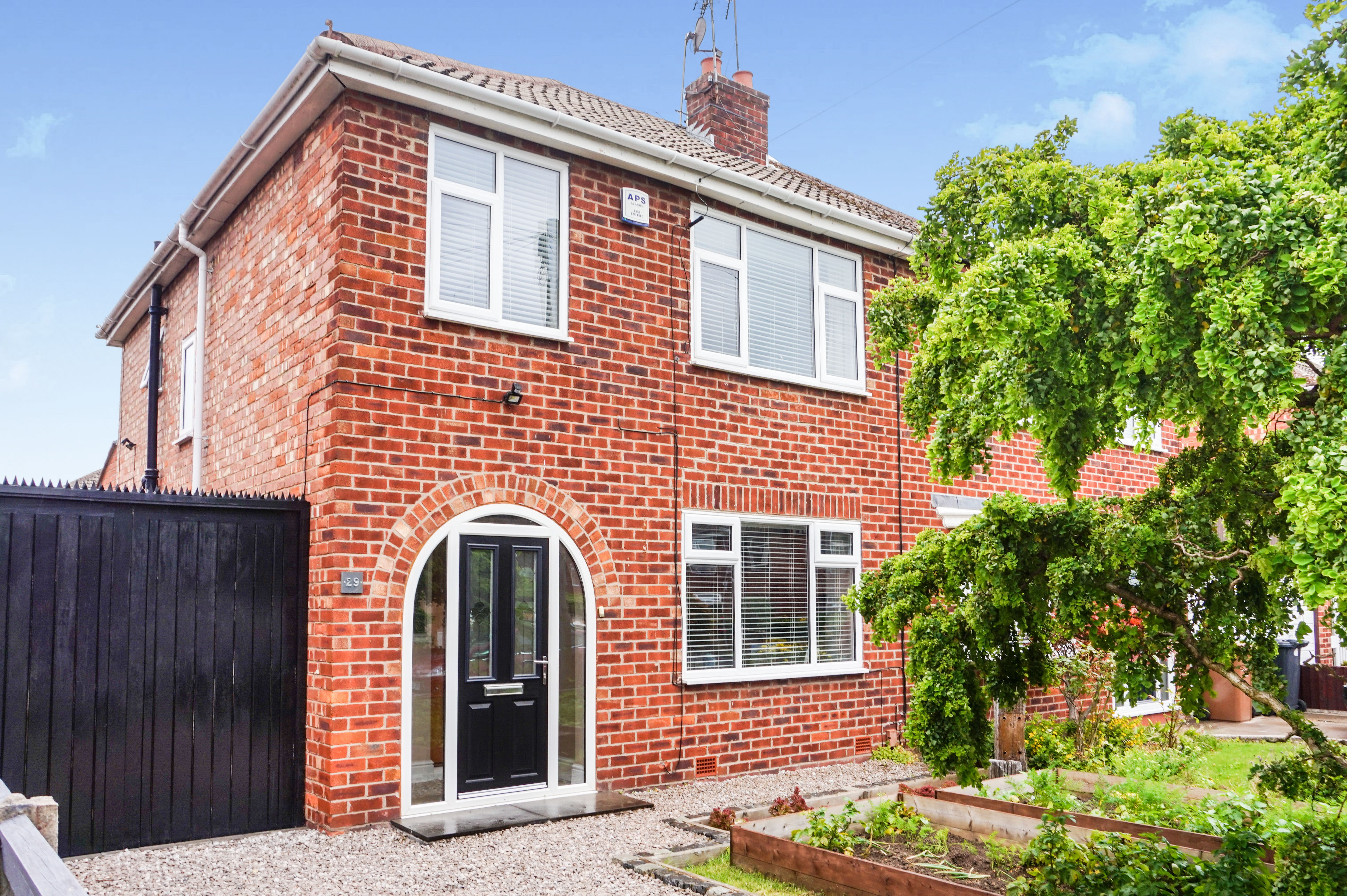 3 bedroom semi-detached house for sale in Coronation Road, Lydiate, L31 2NE
