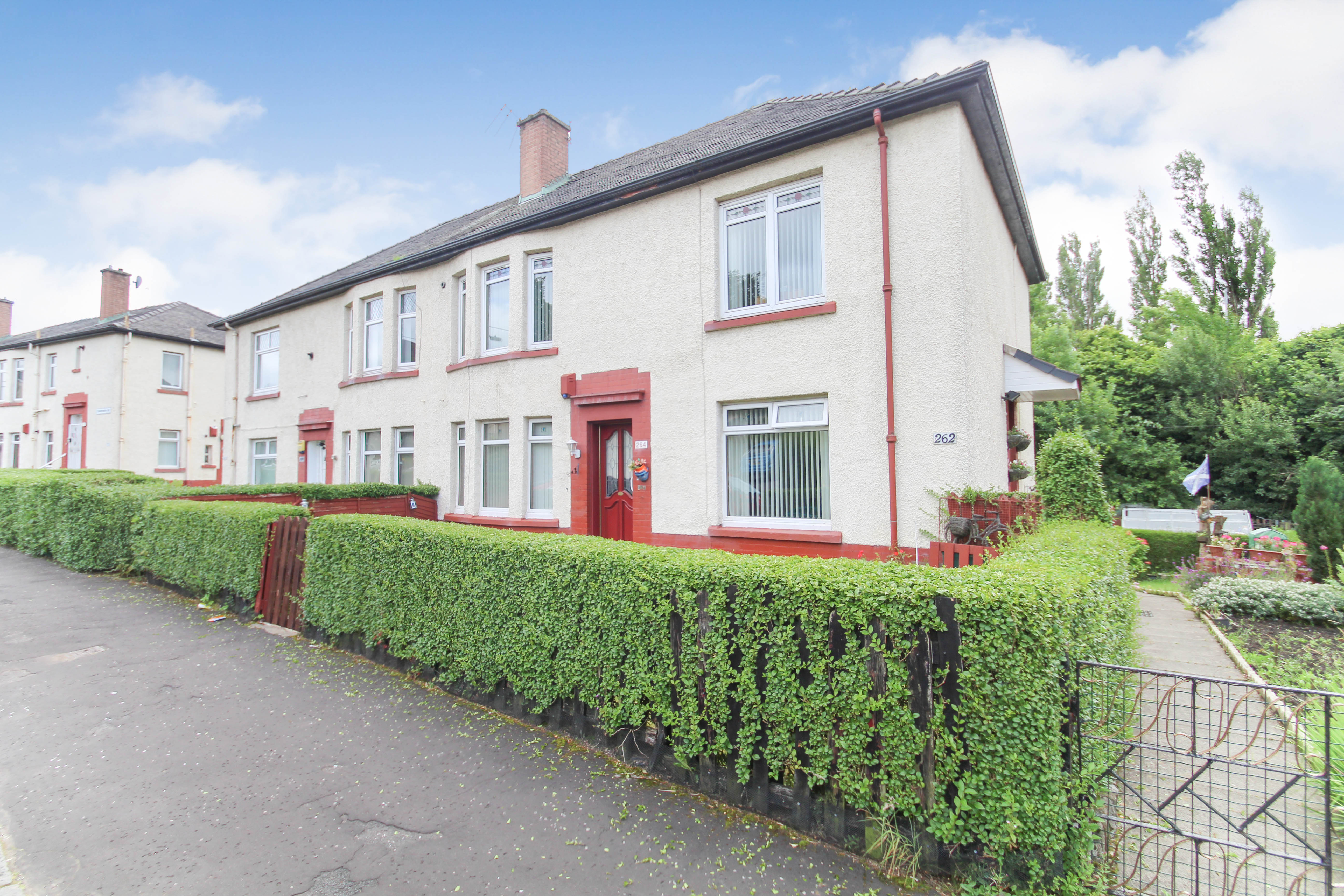 2 bedroom apartment for sale in Cardowan Road, Glasgow, G32 6QS