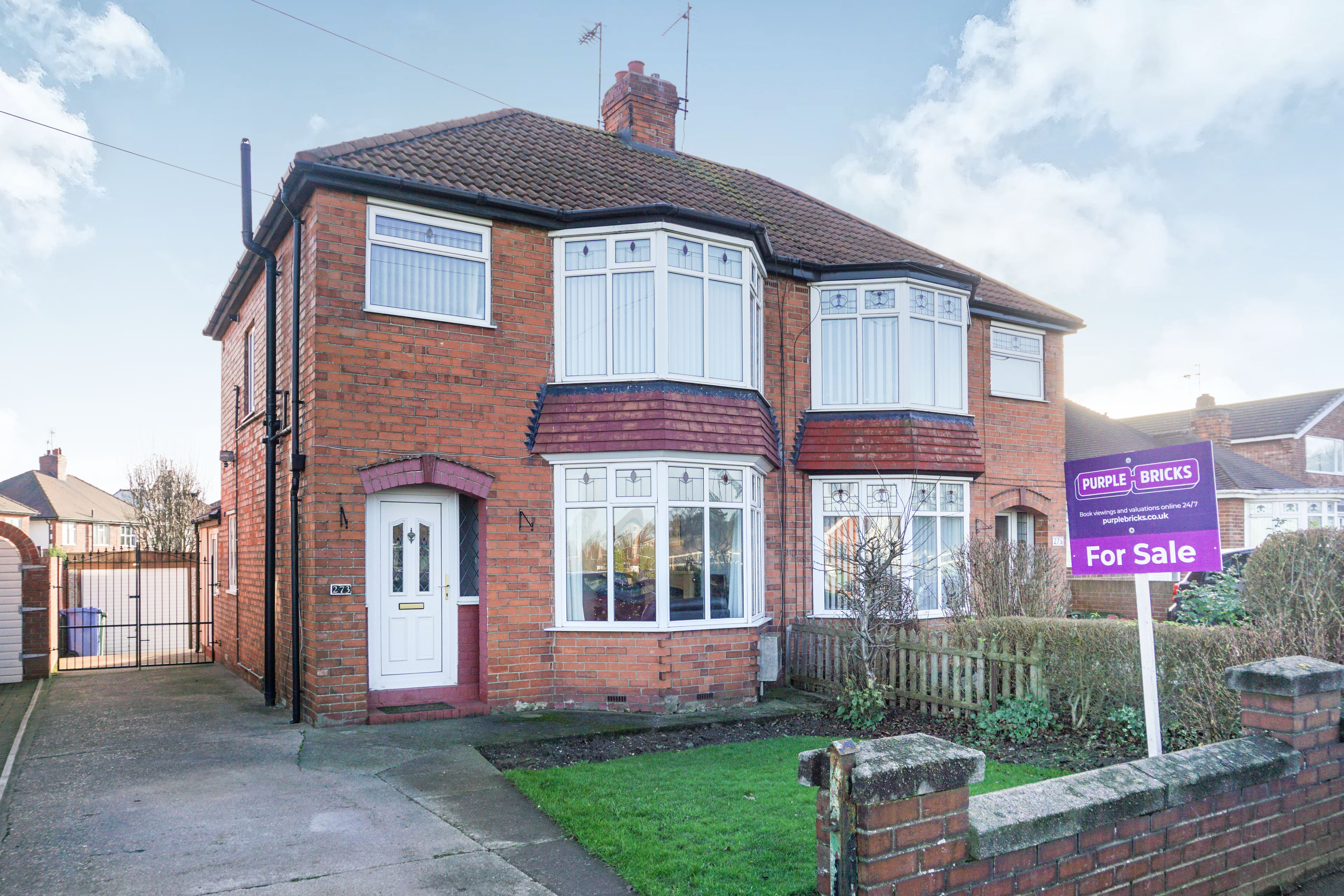 3 bedroom semi-detached house for sale in Boothferry Road, Hessle, HU13 0NQ