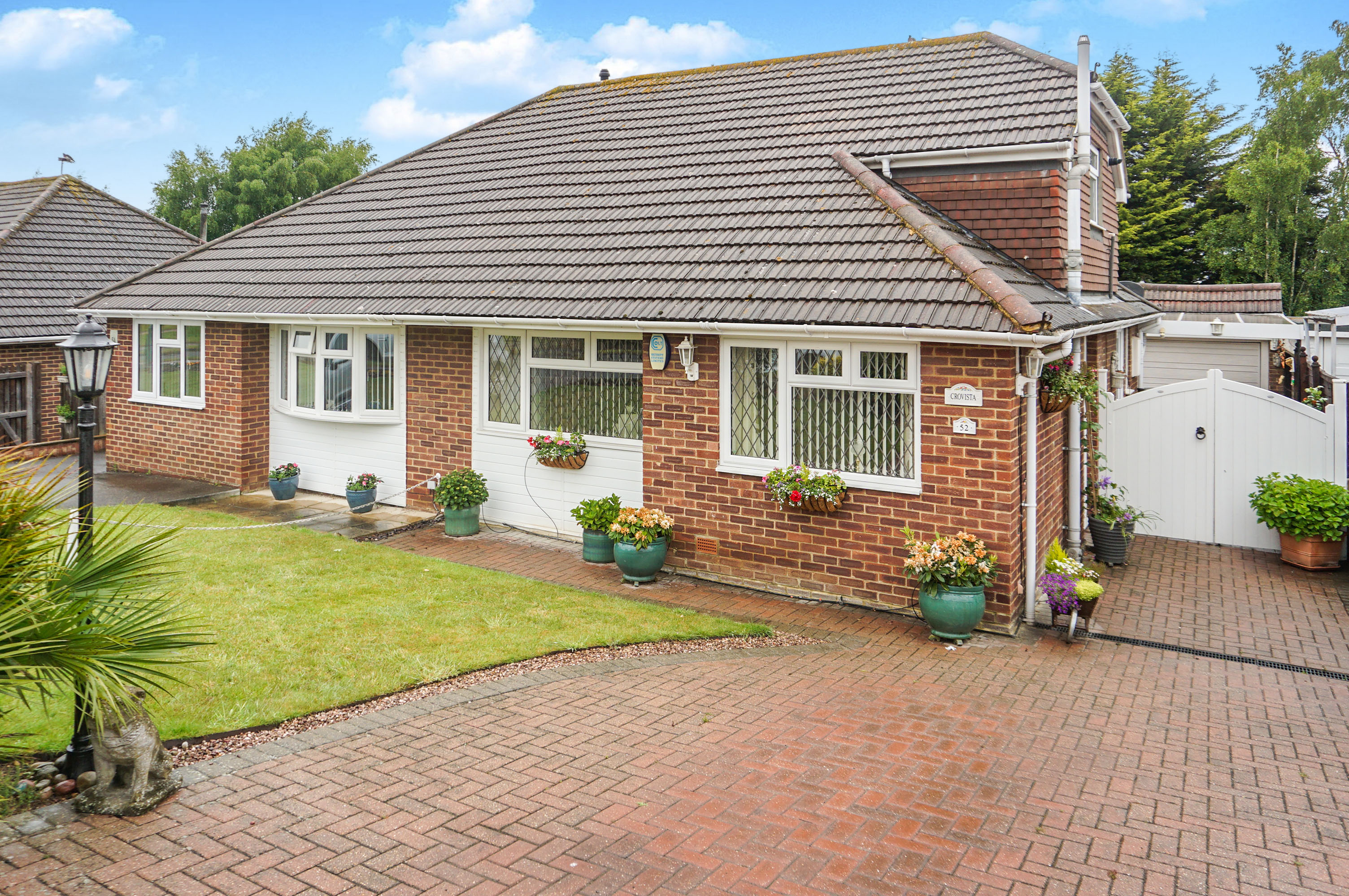 3 bedroom semi-detached bungalow for sale in Howard Drive, Allington ...