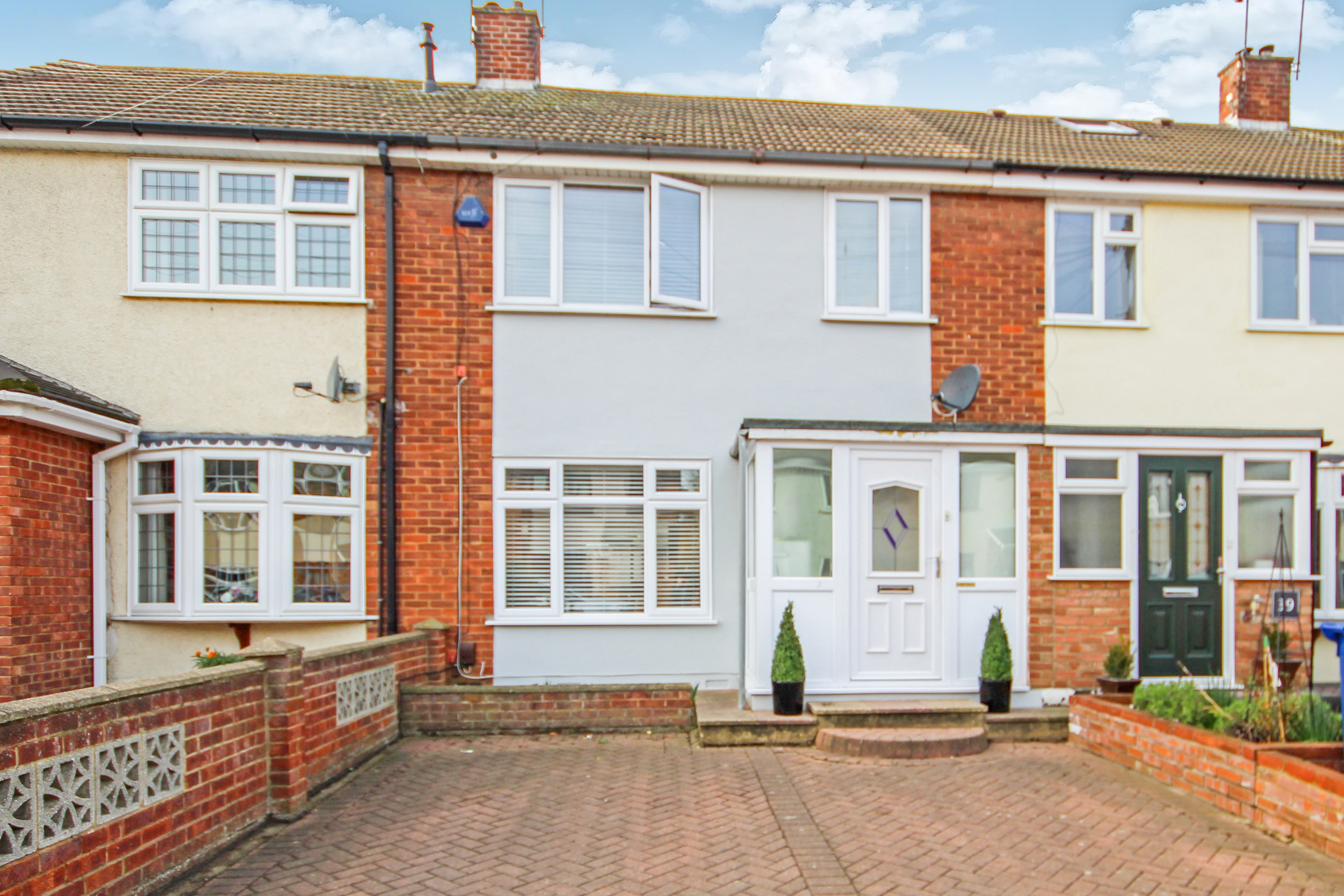 3 bedroom terraced house for sale in Kingsman Road, Stanford-le-hope ...
