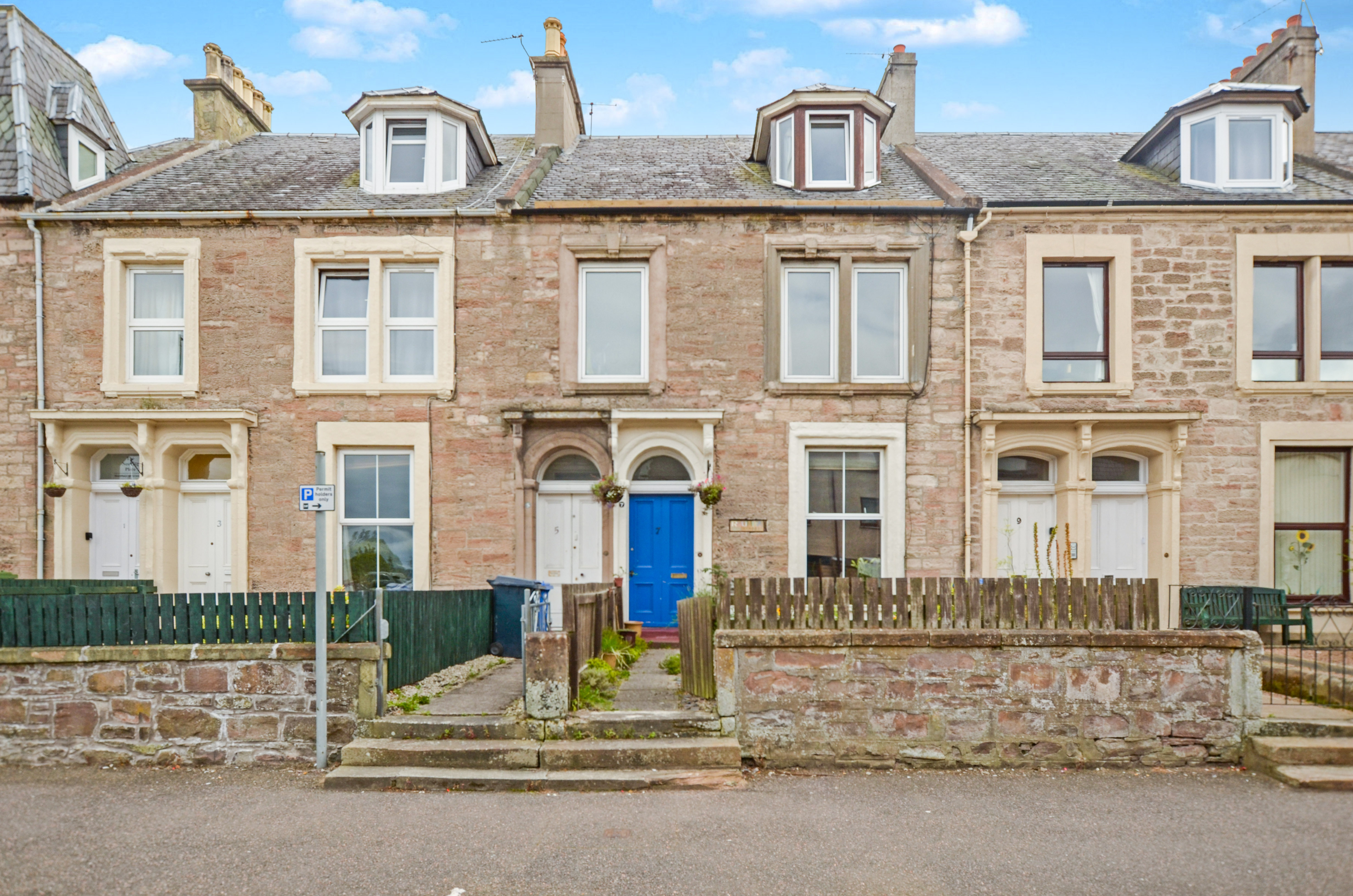 2 bedroom flat for sale in Ardconnel Street, Inverness, IV2 3EU