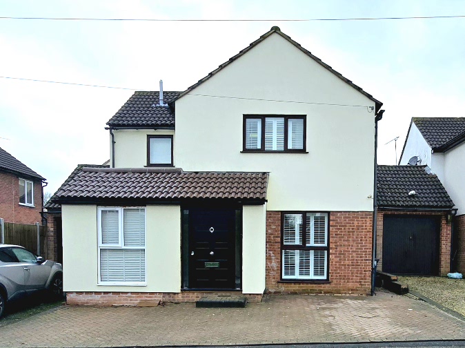 3 bedroom detached house for sale in Blenheim Road, Brentwood, CM15 9LP