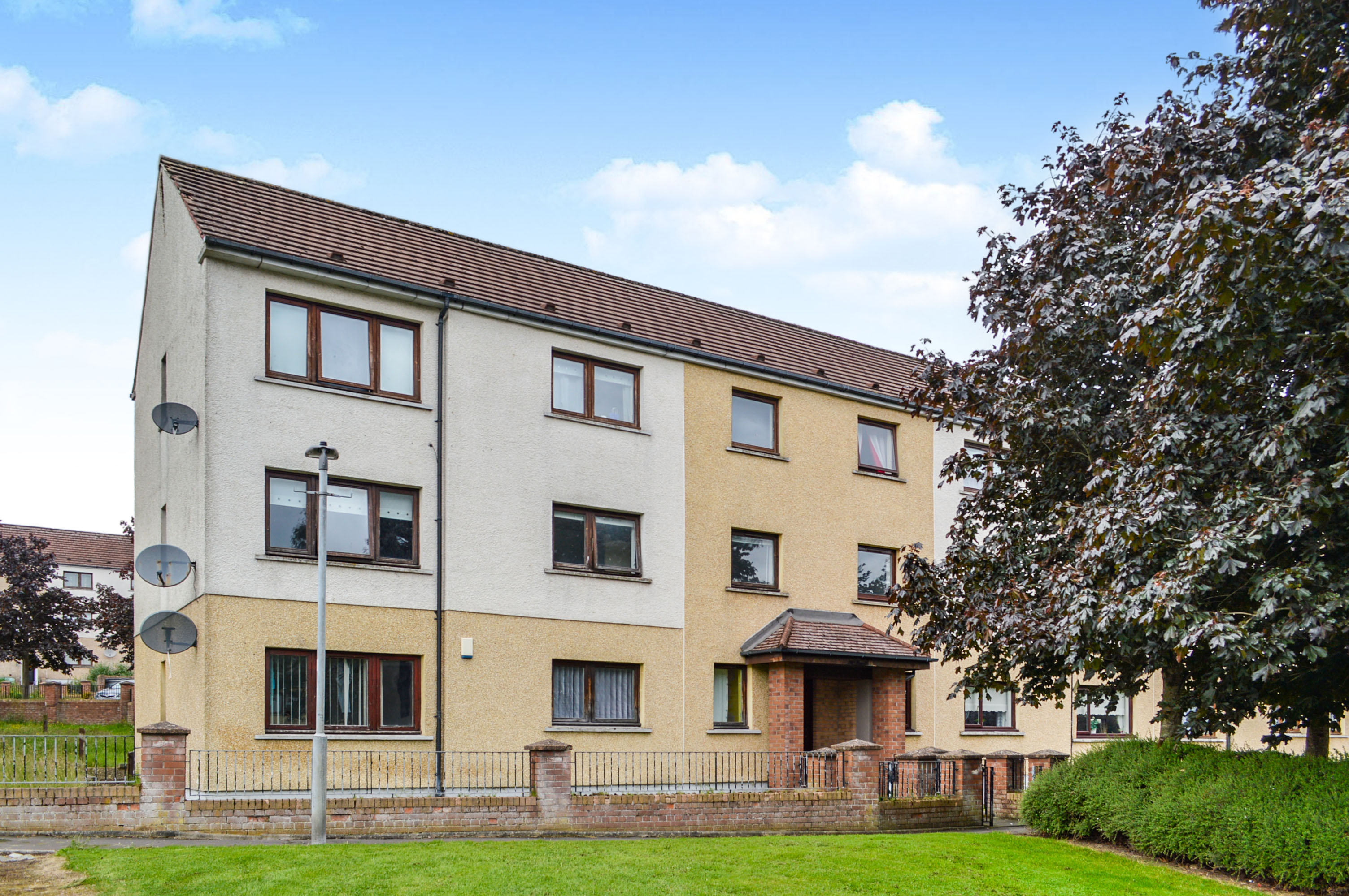 3 bedroom apartment for sale in Thornhill Road, Hamilton, ML3 9PS