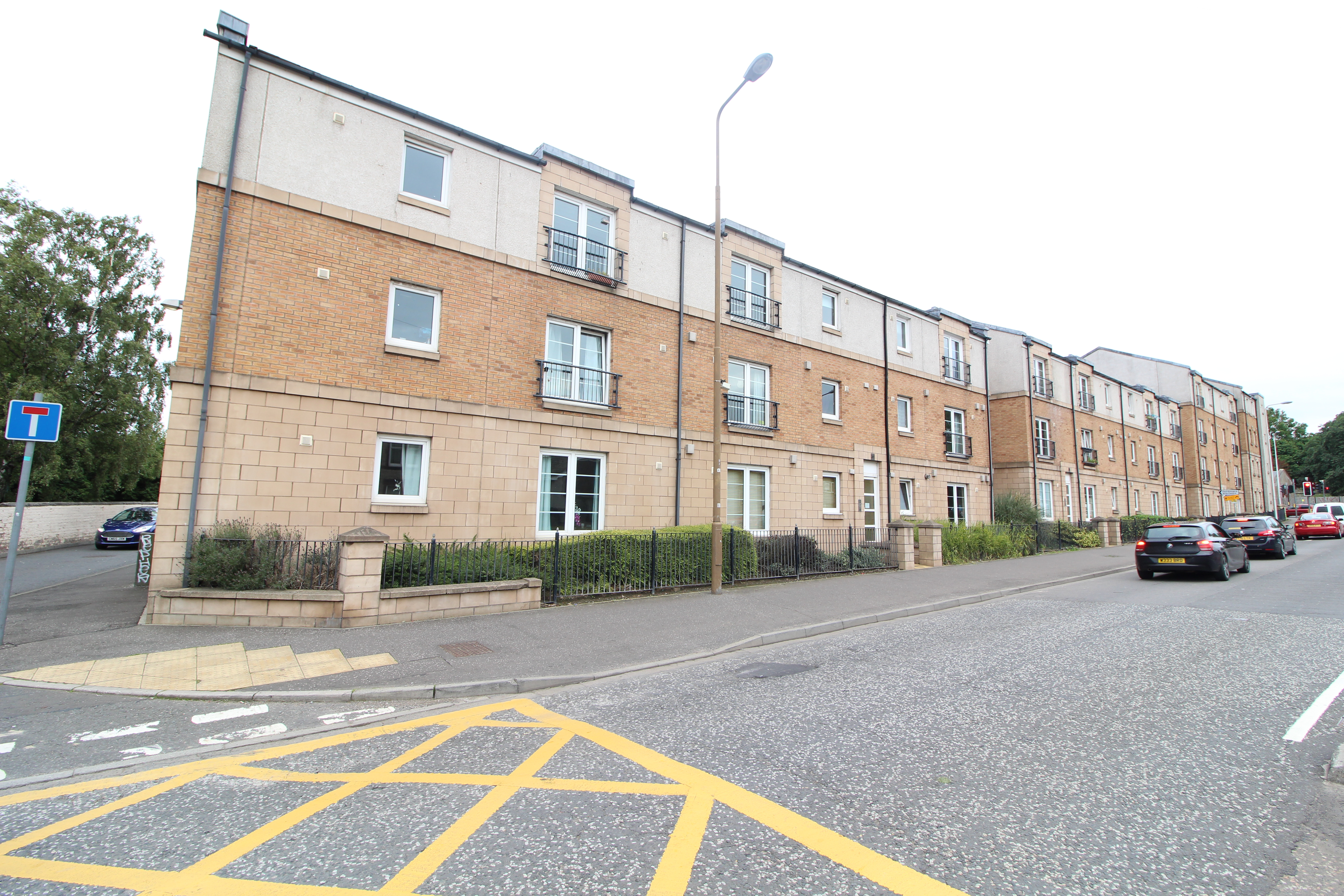 2 bedroom flat for sale in 203 Duddingston Park South, Edinburgh, EH15 3EJ