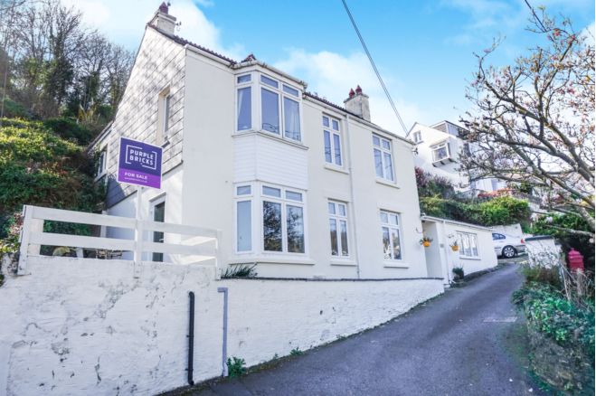 4 bedroom detached house to rent in Downs View, Looe, PL13 2HD