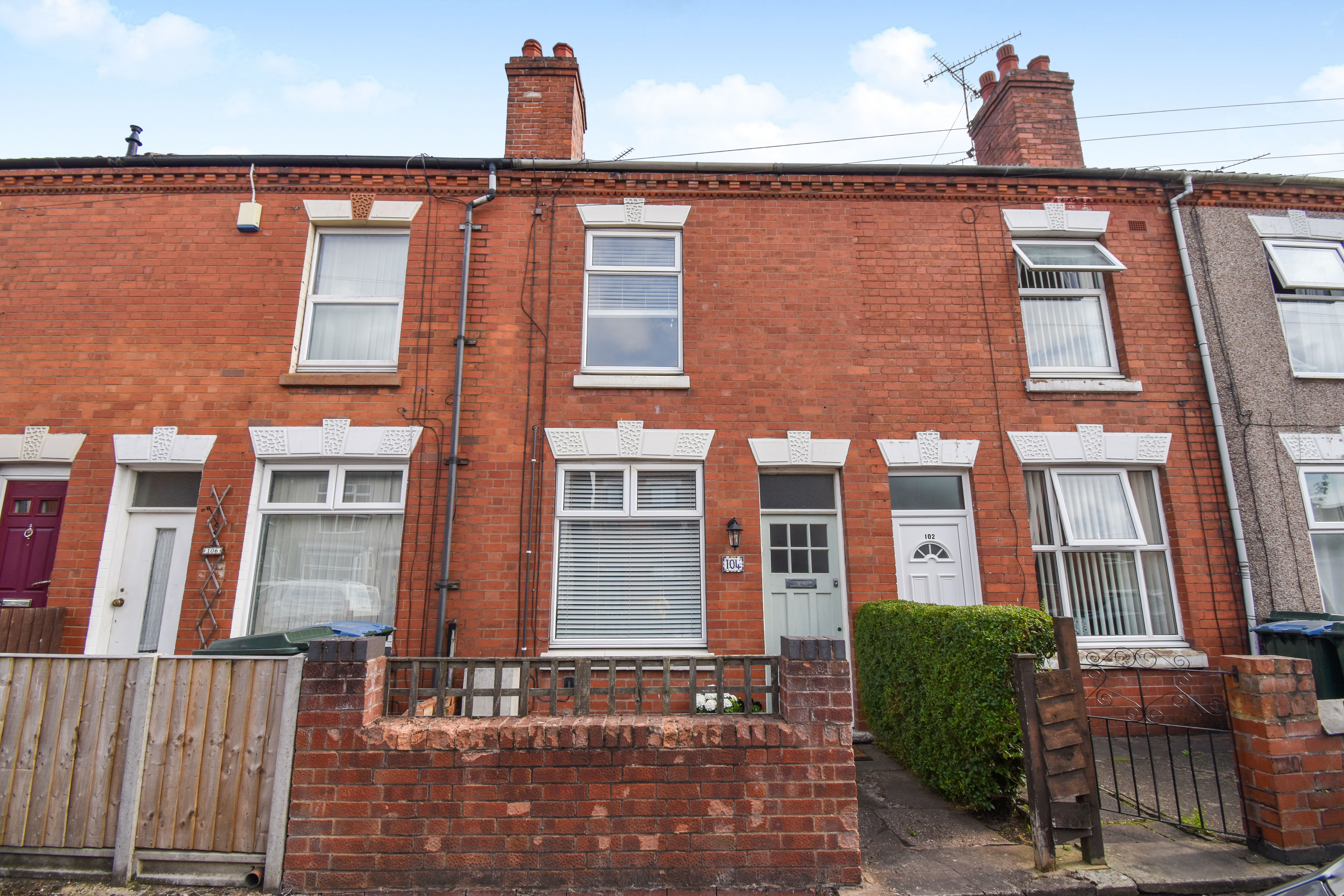 2 bedroom terraced house for sale in North Street, Coventry, CV2 3FT