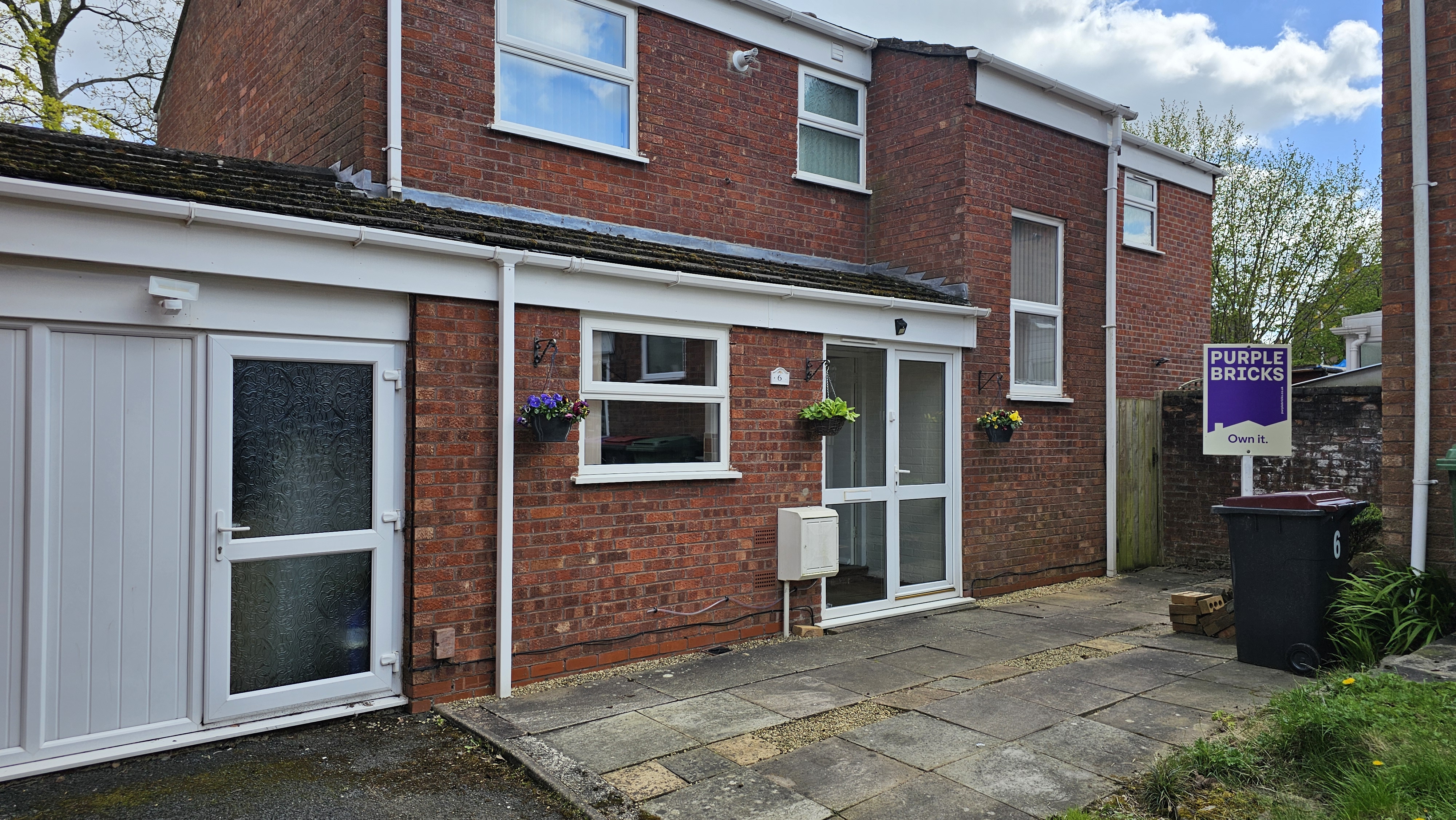 5 bedroom link detached house for sale in Langholm Green, Telford, TF7 5RN