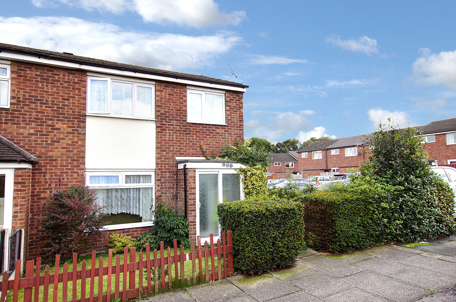 3 bedroom semi-detached house for sale in Dale Lane, Warrington, WA4 3DN