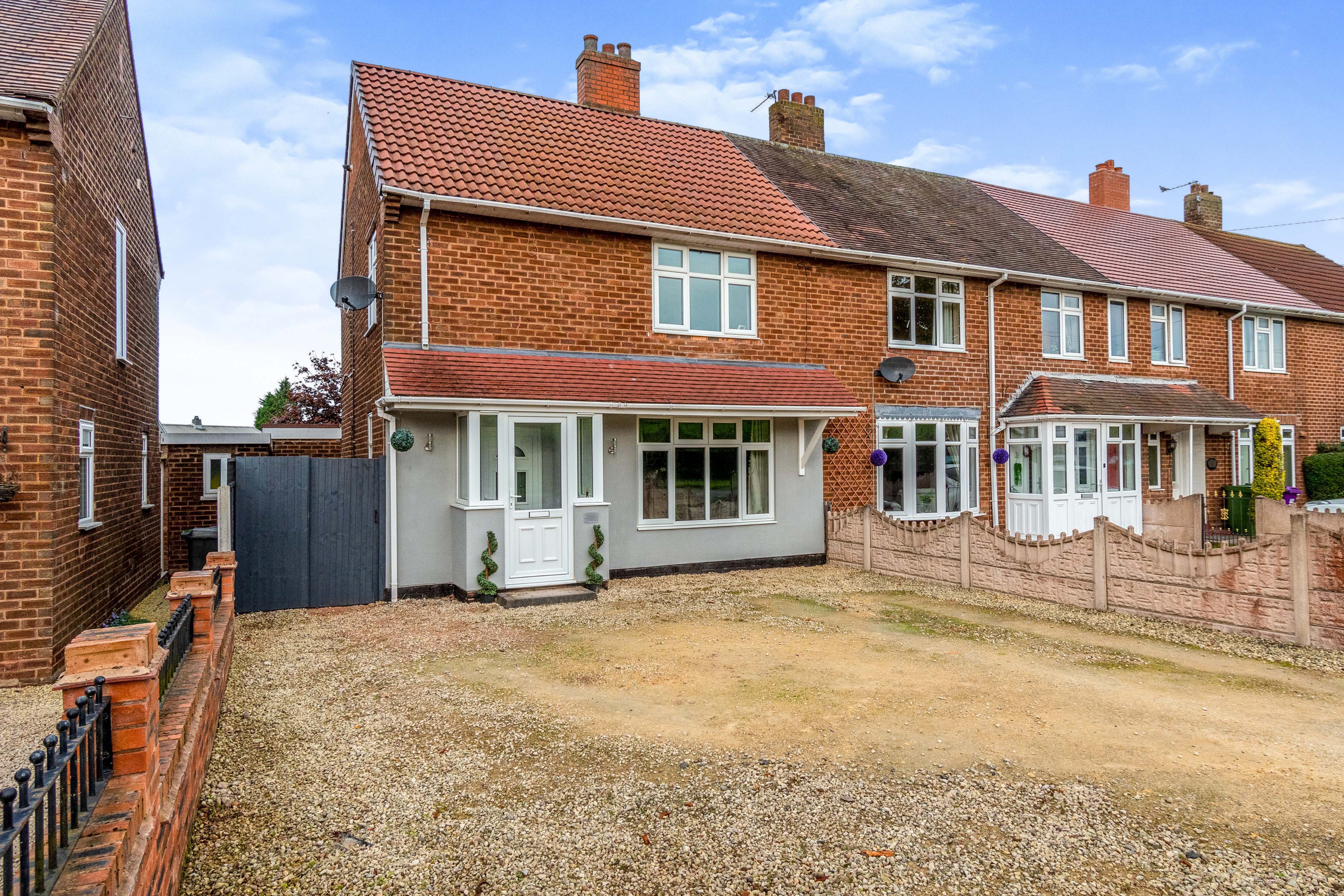 3 bedroom end of terrace house for sale in Bushbury Lane, Wolverhampton ...