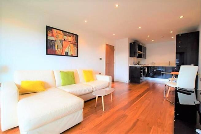 1 bedroom apartment to rent in 106 Haydons Road, Wimbledon, SW19 1AW