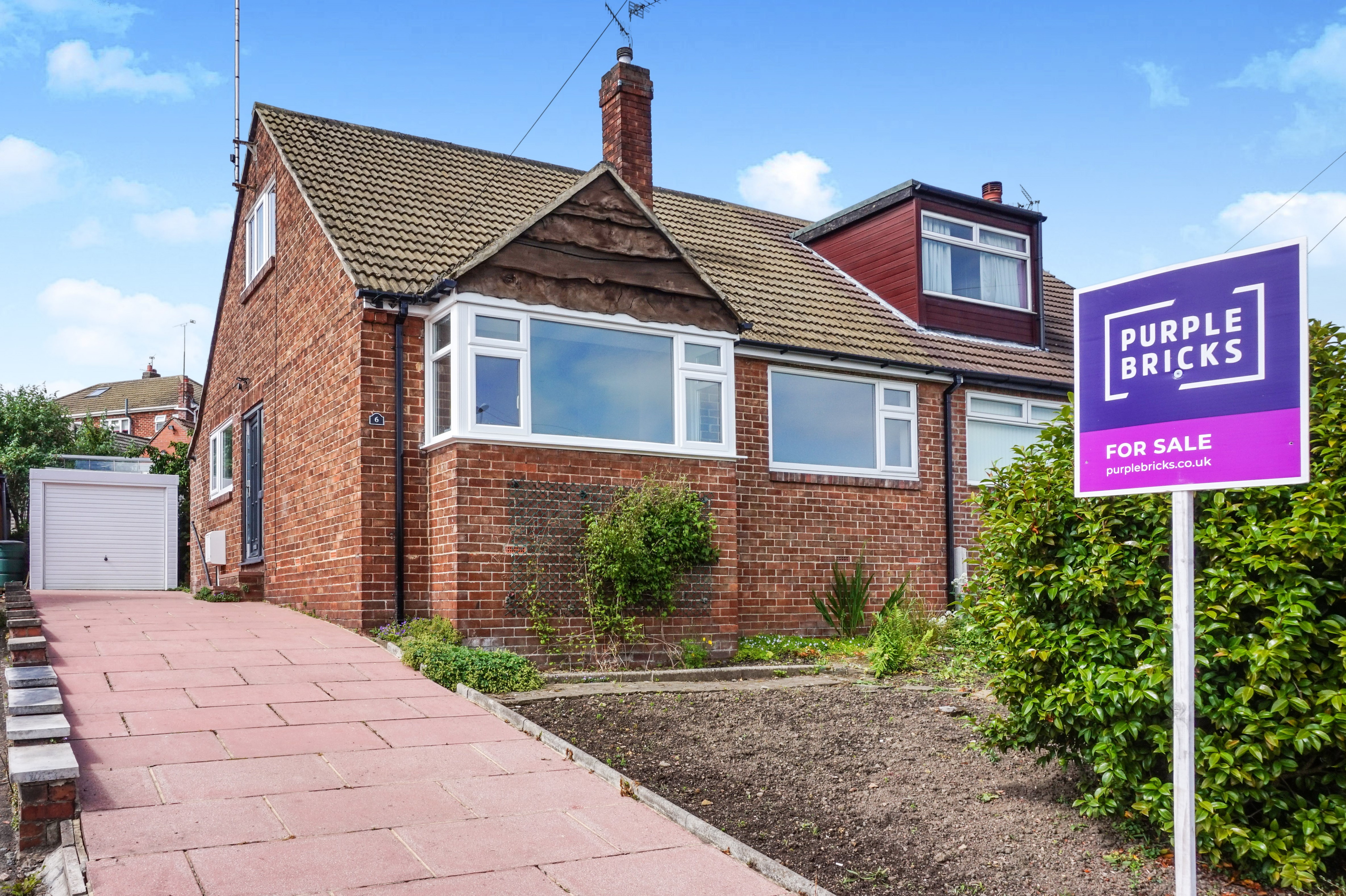 3 bedroom semi-detached house for sale in Springbank Grove, Farsley ...