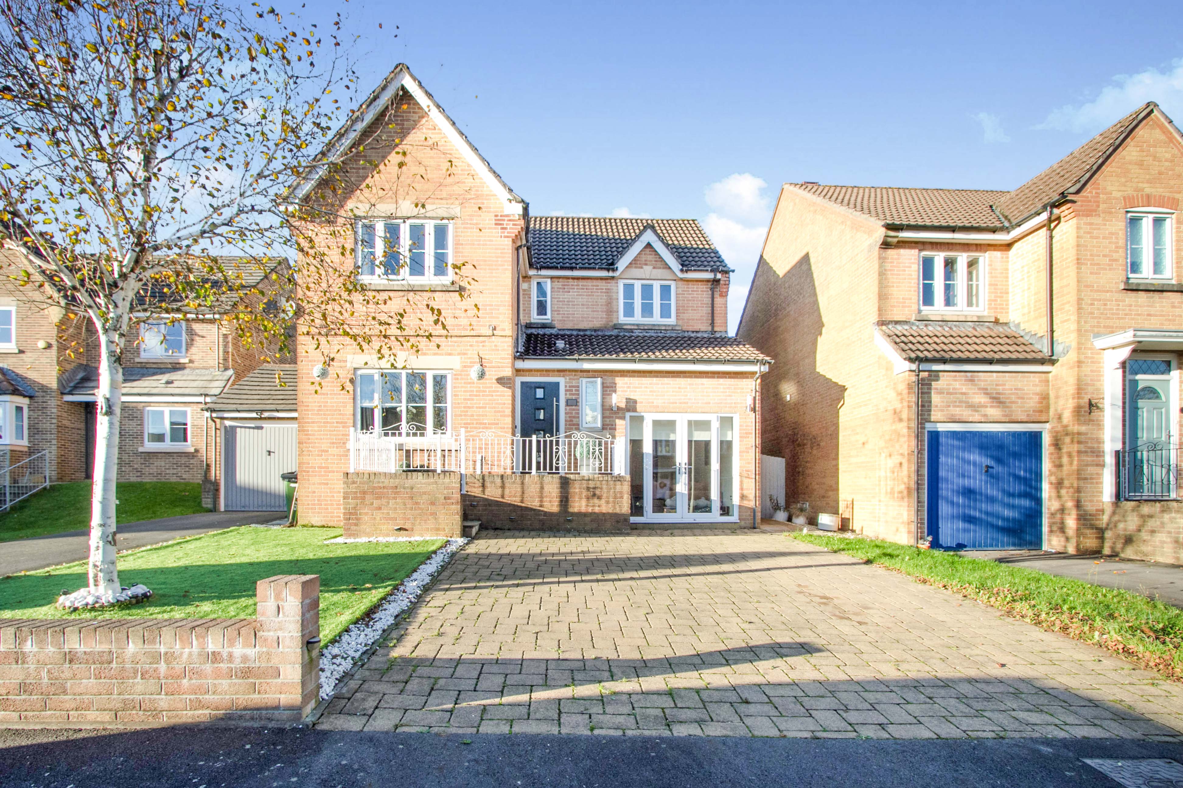 4 bedroom detached house for sale in Beech Wood Drive, Porth, CF39 8JL