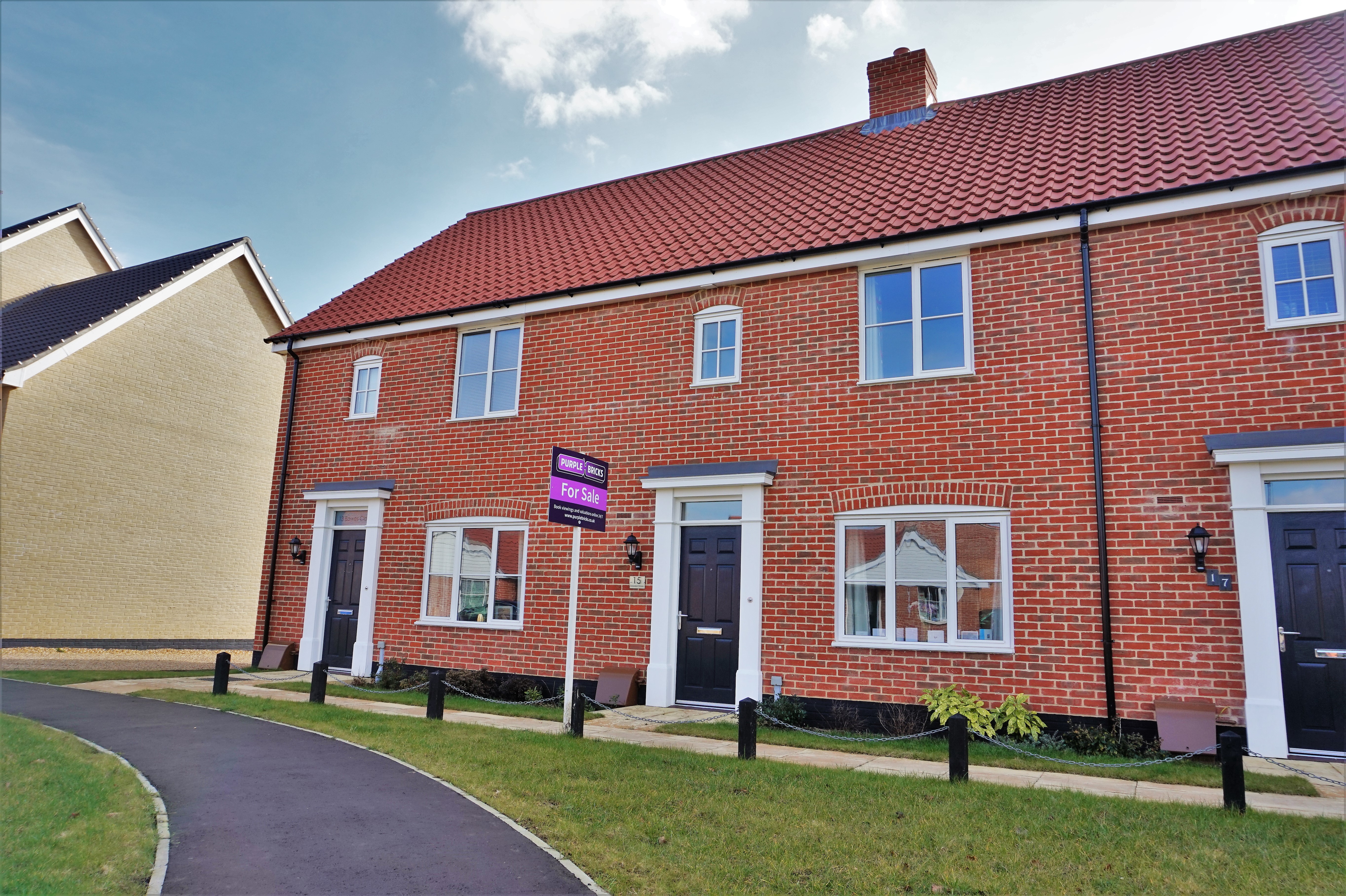 3 bedroom terraced house for sale in Bowes Close, Watton, IP25 6UR