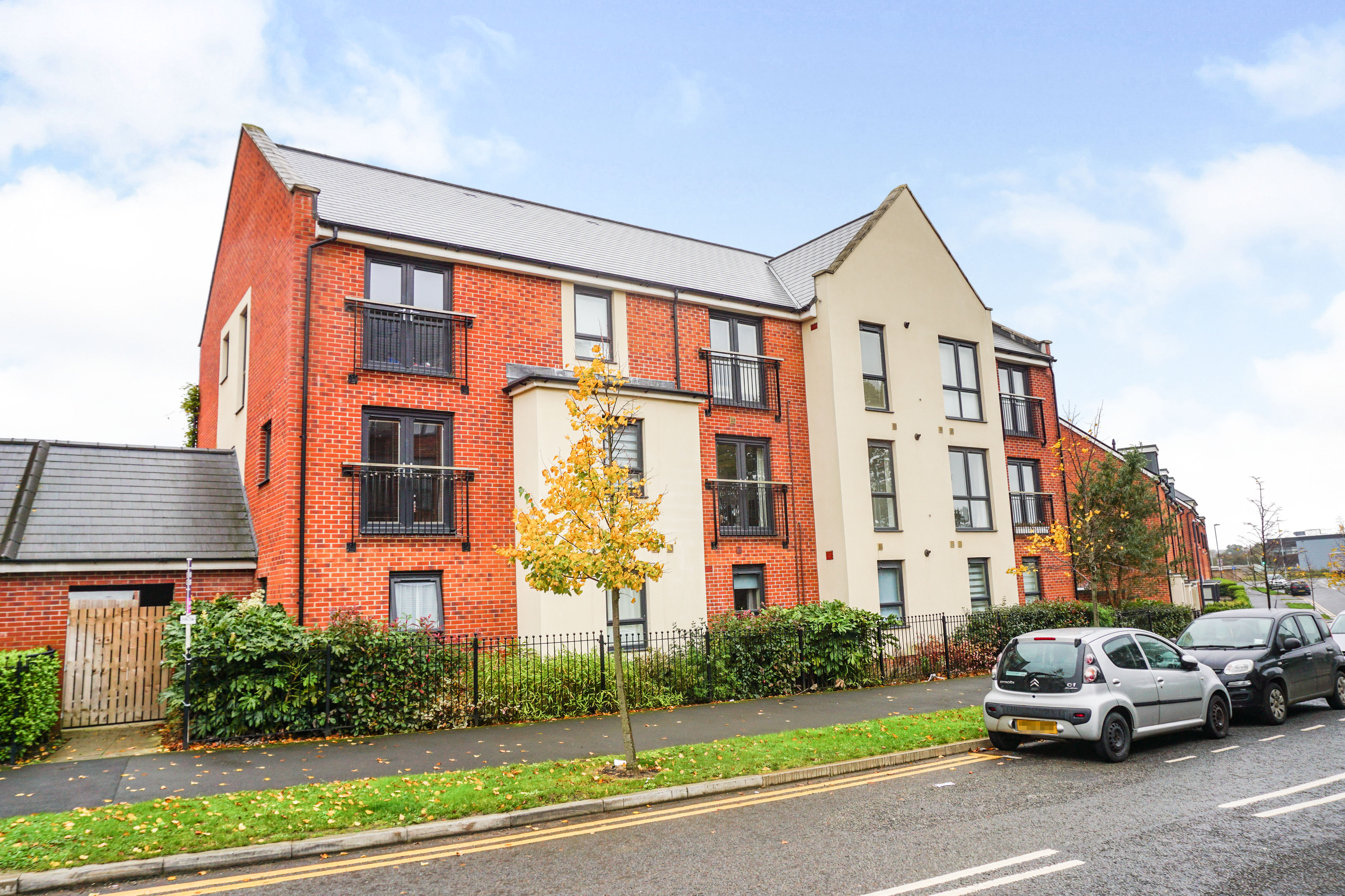 1 bedroom apartment for sale in Jenner Boulevard, Bristol, BS16 7JS