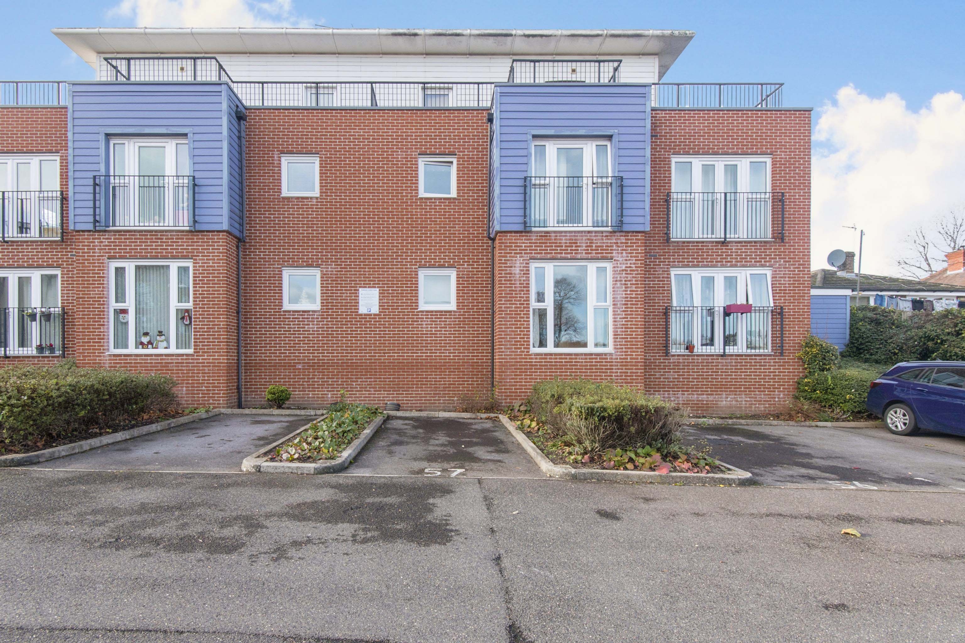 2 bedroom apartment for sale in Alexander Square, Eastleigh, SO50 4BW