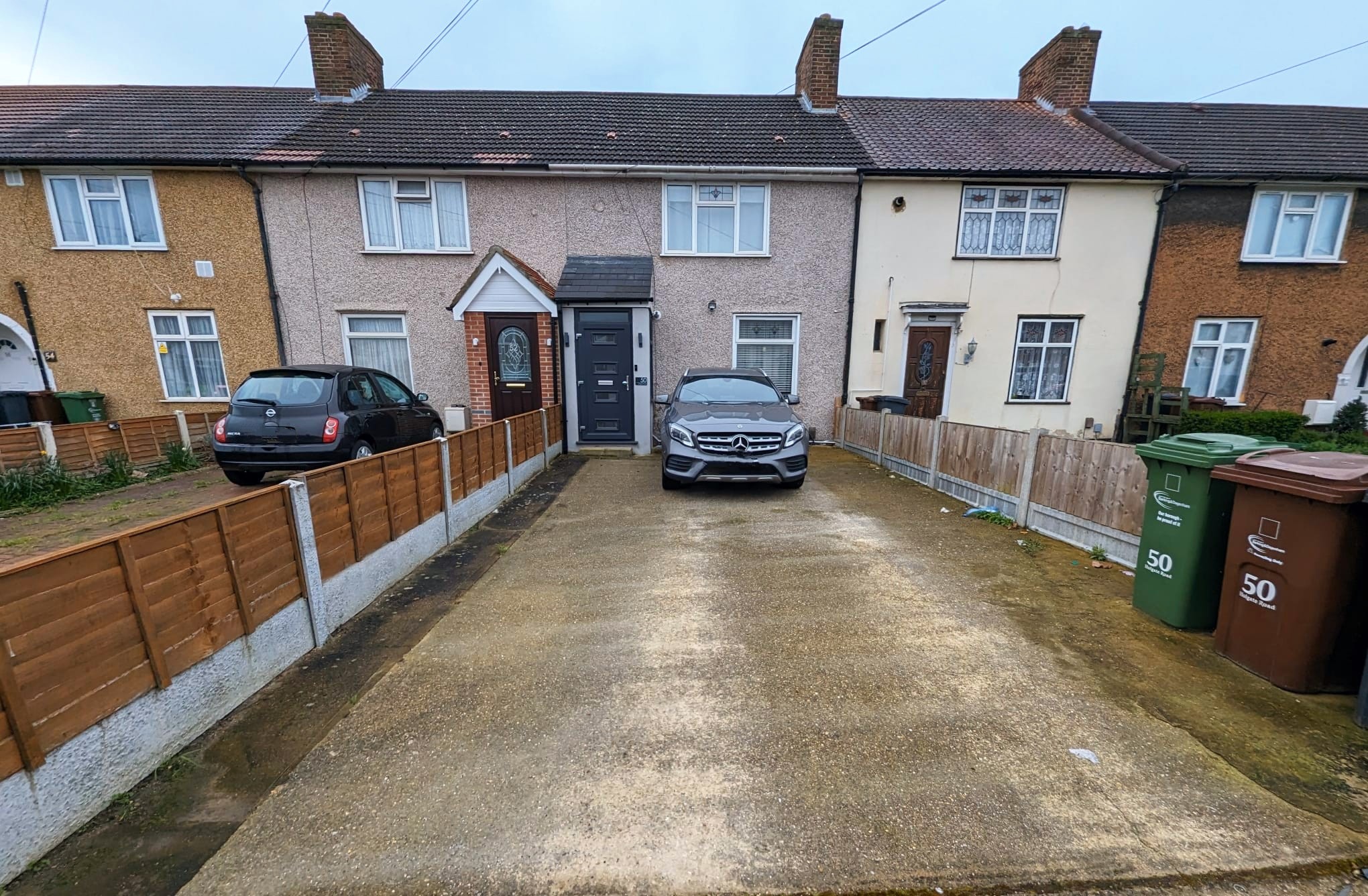 2 bedroom terraced house for sale in Holgate Road, Dagenham, RM10 8NA