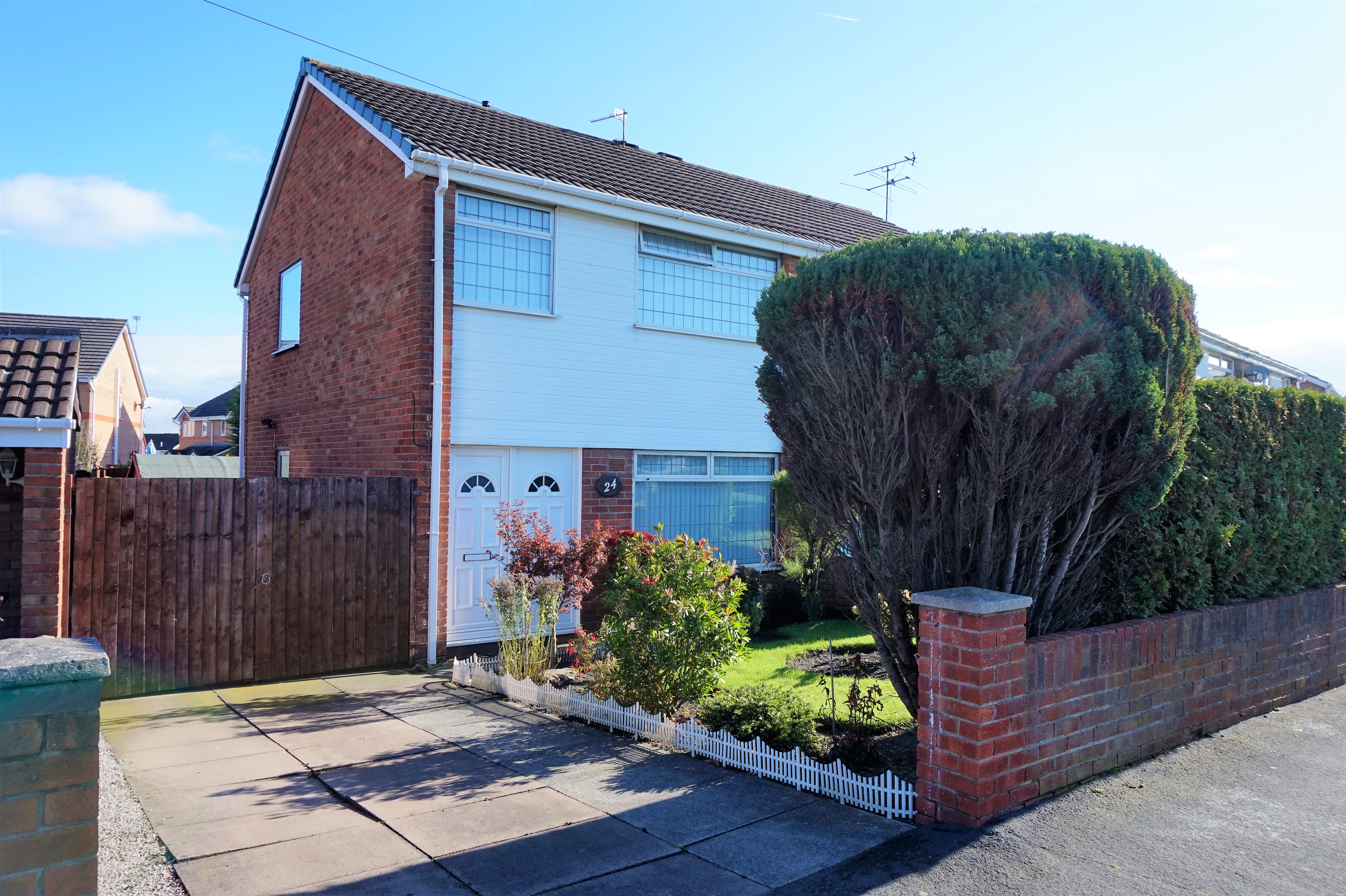 3 bedroom semi-detached house for sale in Hall Lane, Liverpool, L33 4YS