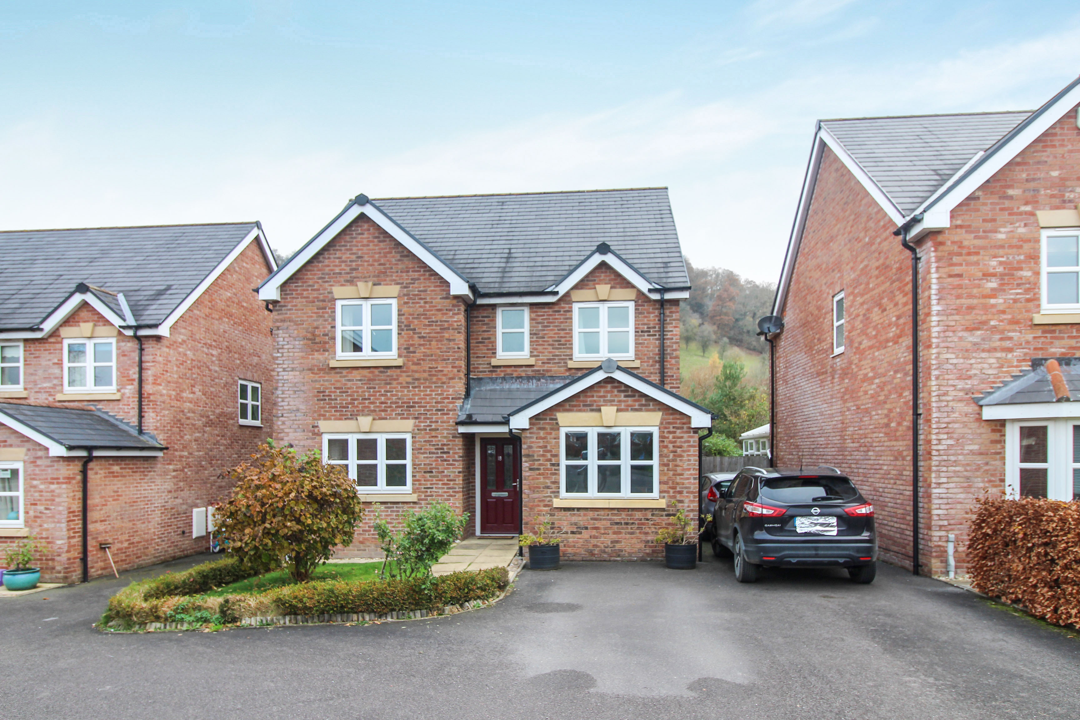 4 bedroom detached house for sale in Nant Y Felin, Abermule, Montgomery ...