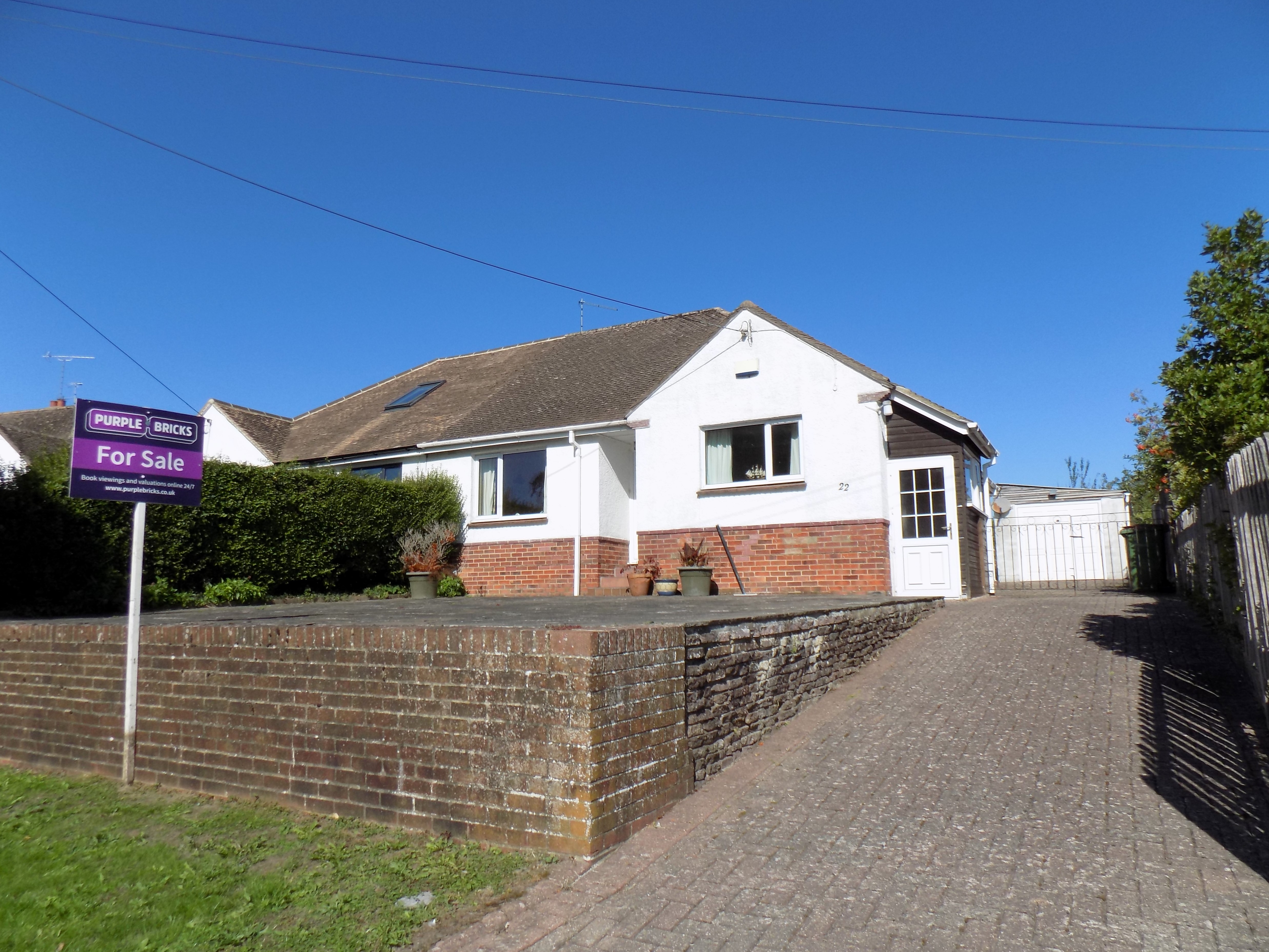 3 bedroom semi-detached bungalow for sale in Newham Lane, Steyning ...