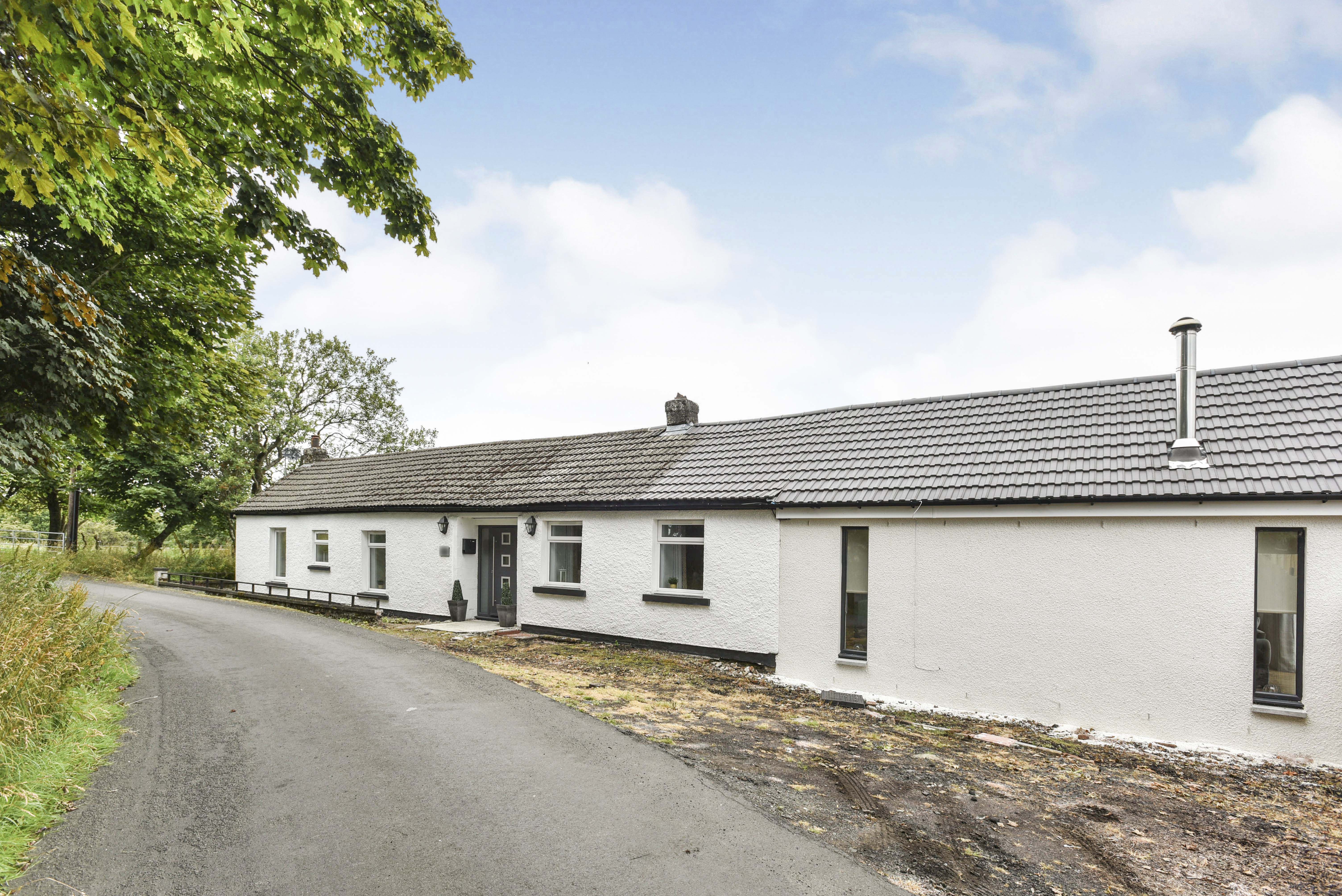 2 bedroom detached bungalow for sale in Longriggend, Airdrie, ML6 7RU