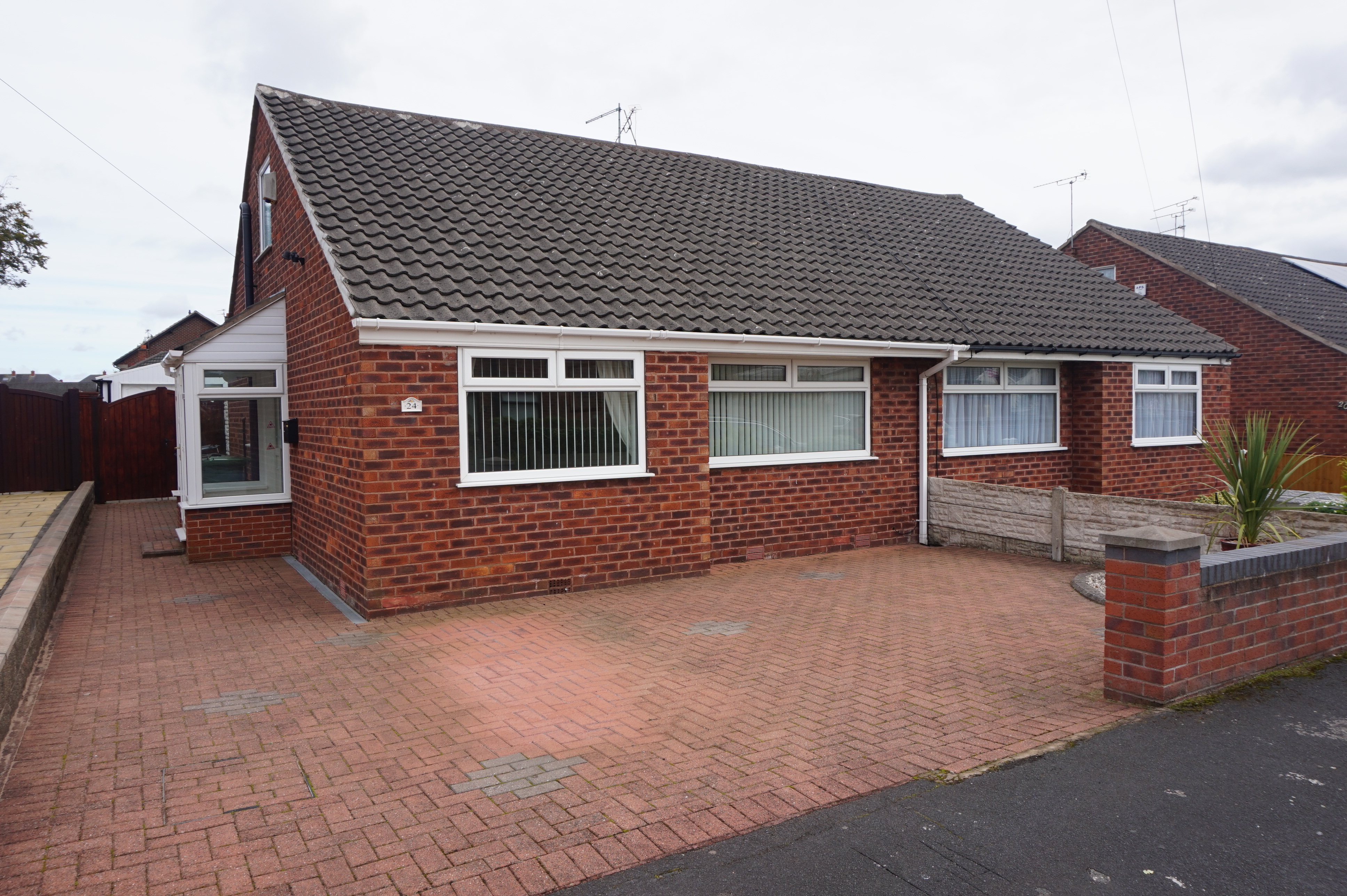 2 bedroom semi-detached bungalow for sale in Marshalls Close, Lydiate ...