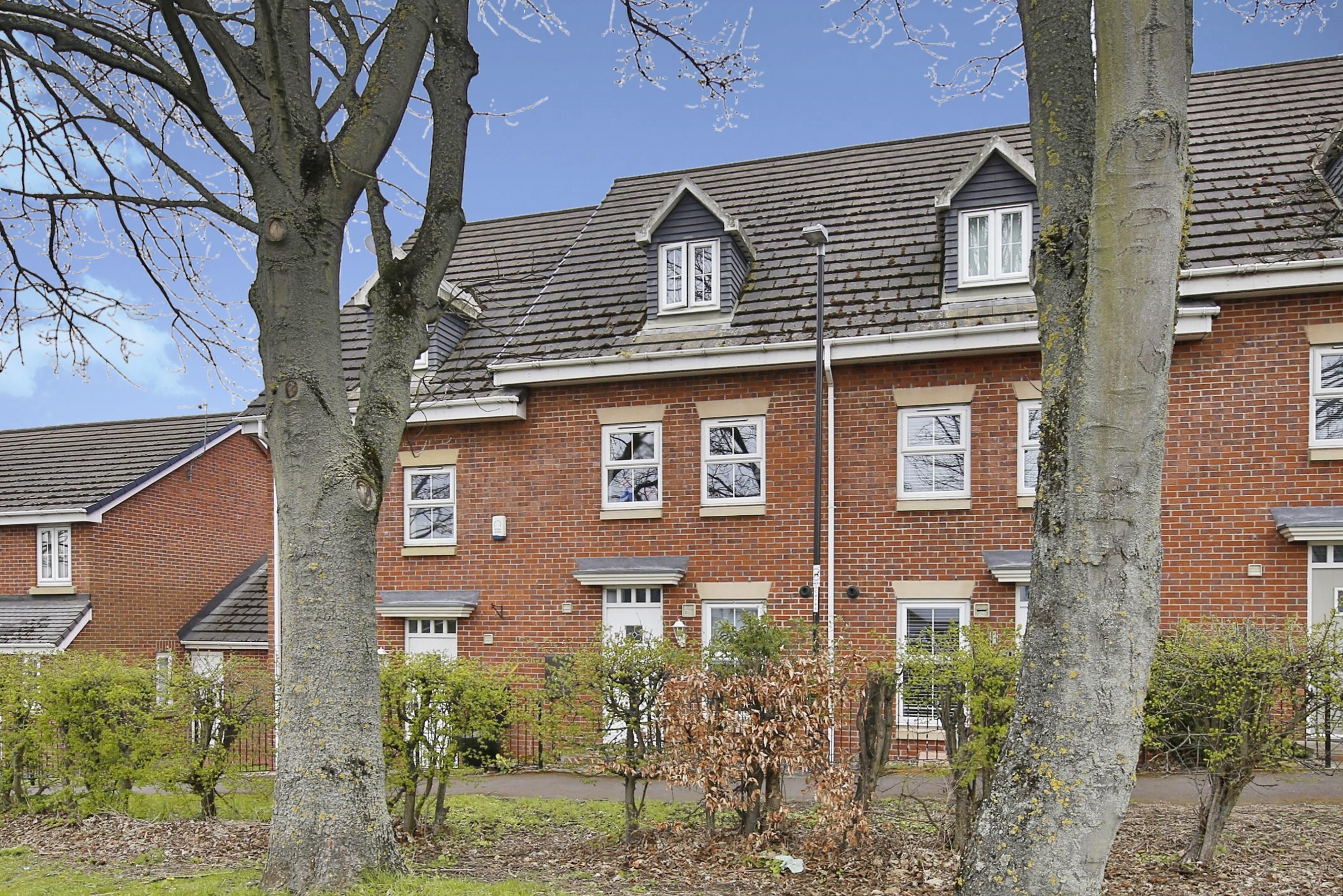 3 bedroom town house for sale in Shaftsbury Park, Houghton Le Spring ...